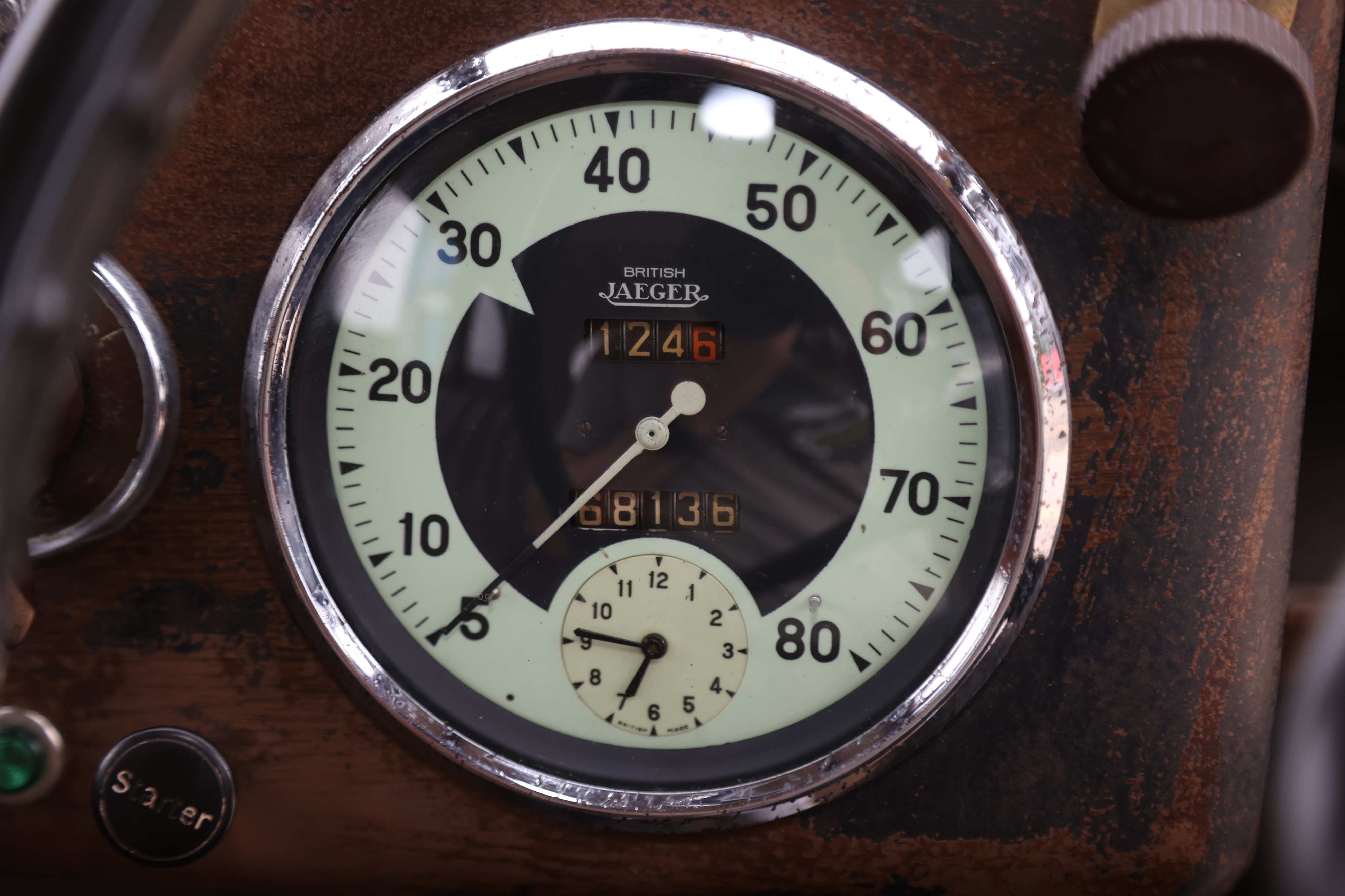 Lot 50 - 1939 Singer Super Ten Saloon