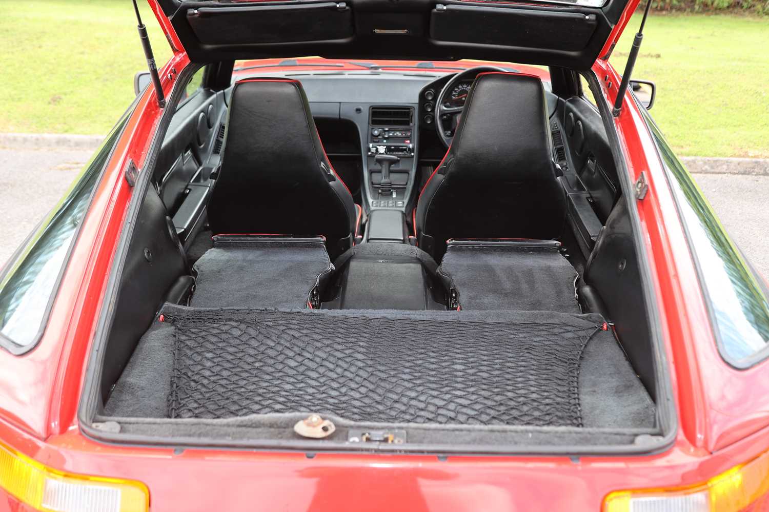 Lot 79 - 1989 Porsche 928 S4