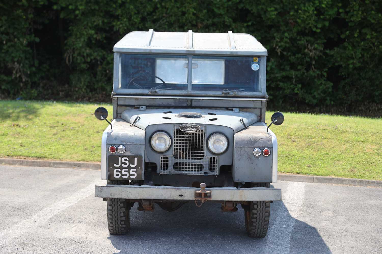 Lot 166 - 1955 Land Rover 107 Series I