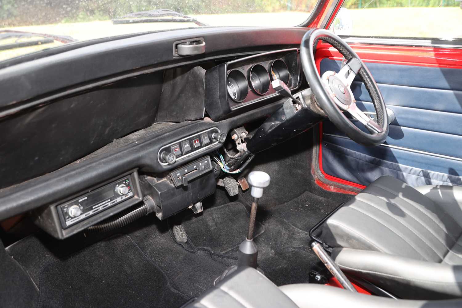 Lot 204 - 1990 Rover Mini Flame