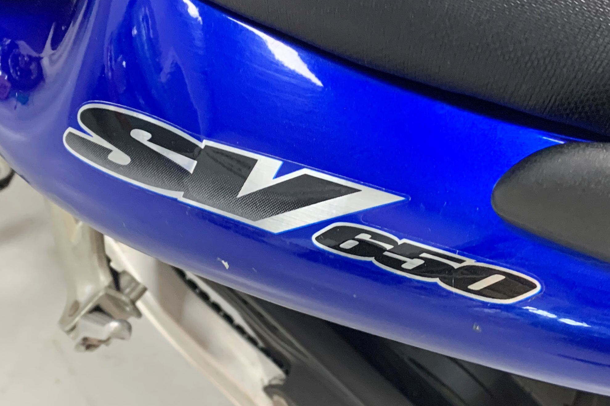 Lot 1 - 2000 Suzuki SV650