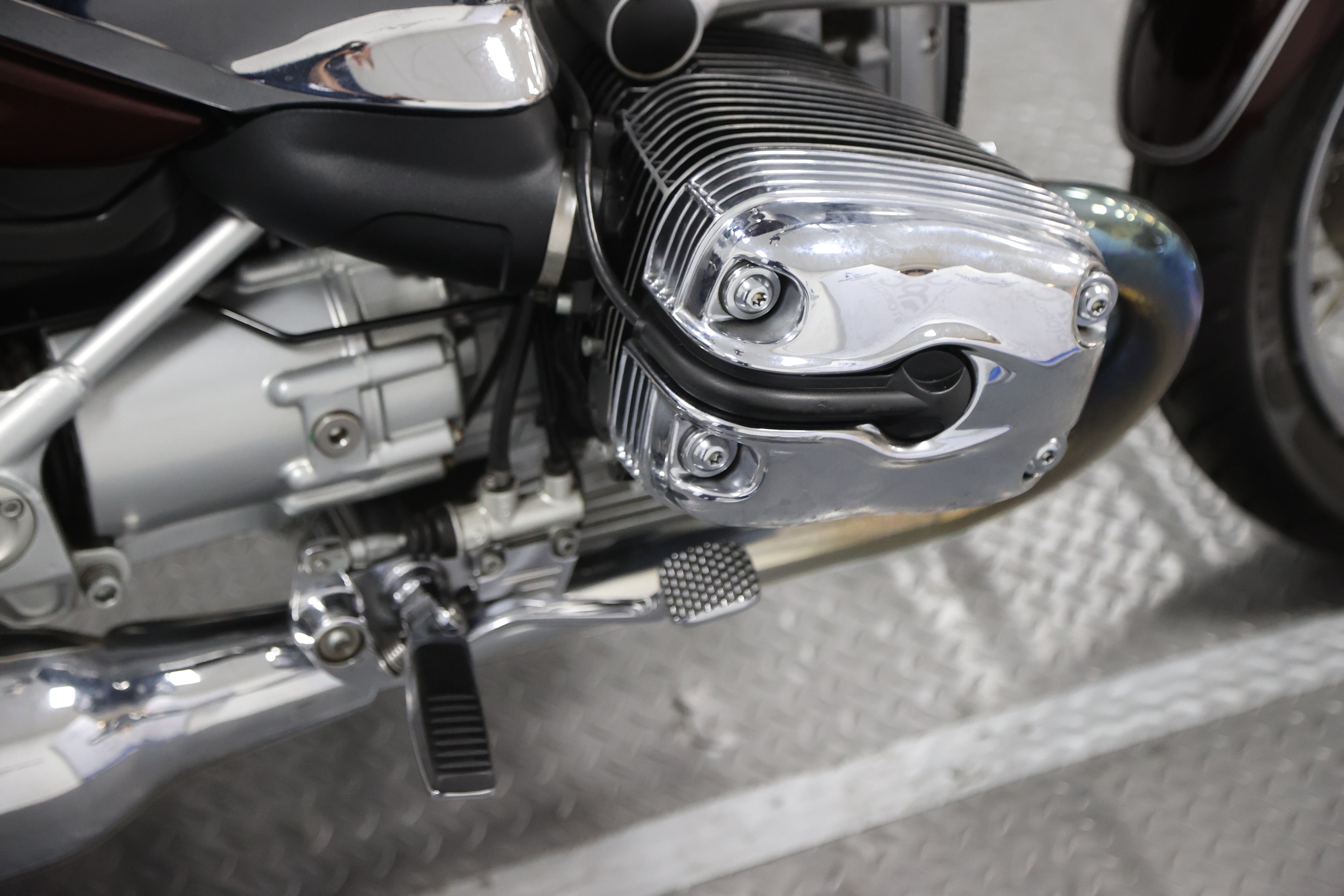 Lot 29 - 1999 BMW R1200C