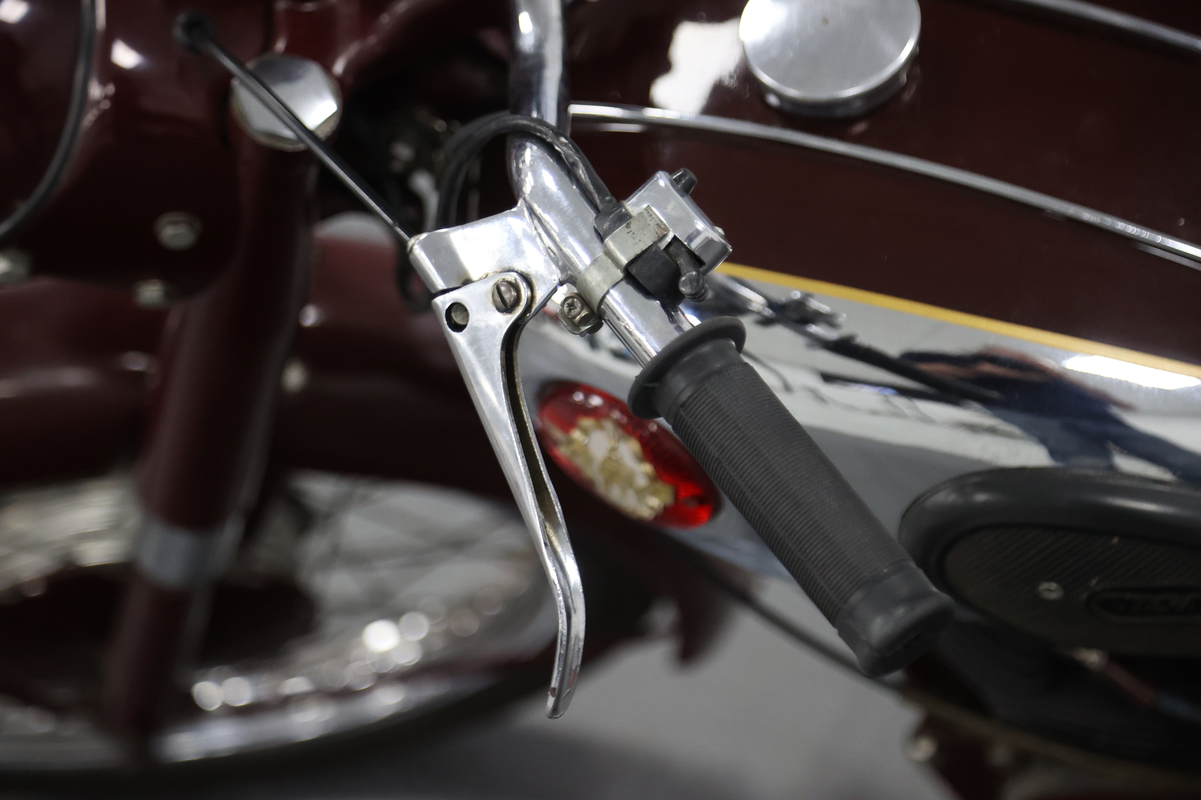 Lot 33 - 1954 BSA C11G