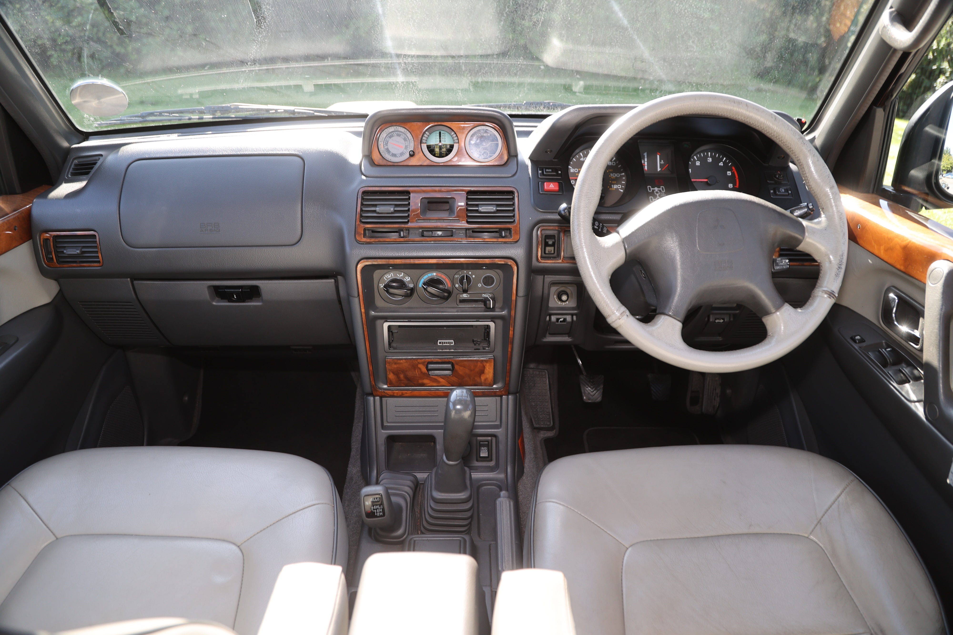 Lot 185 - 1998 Mitsubishi Shogun GLS LWB