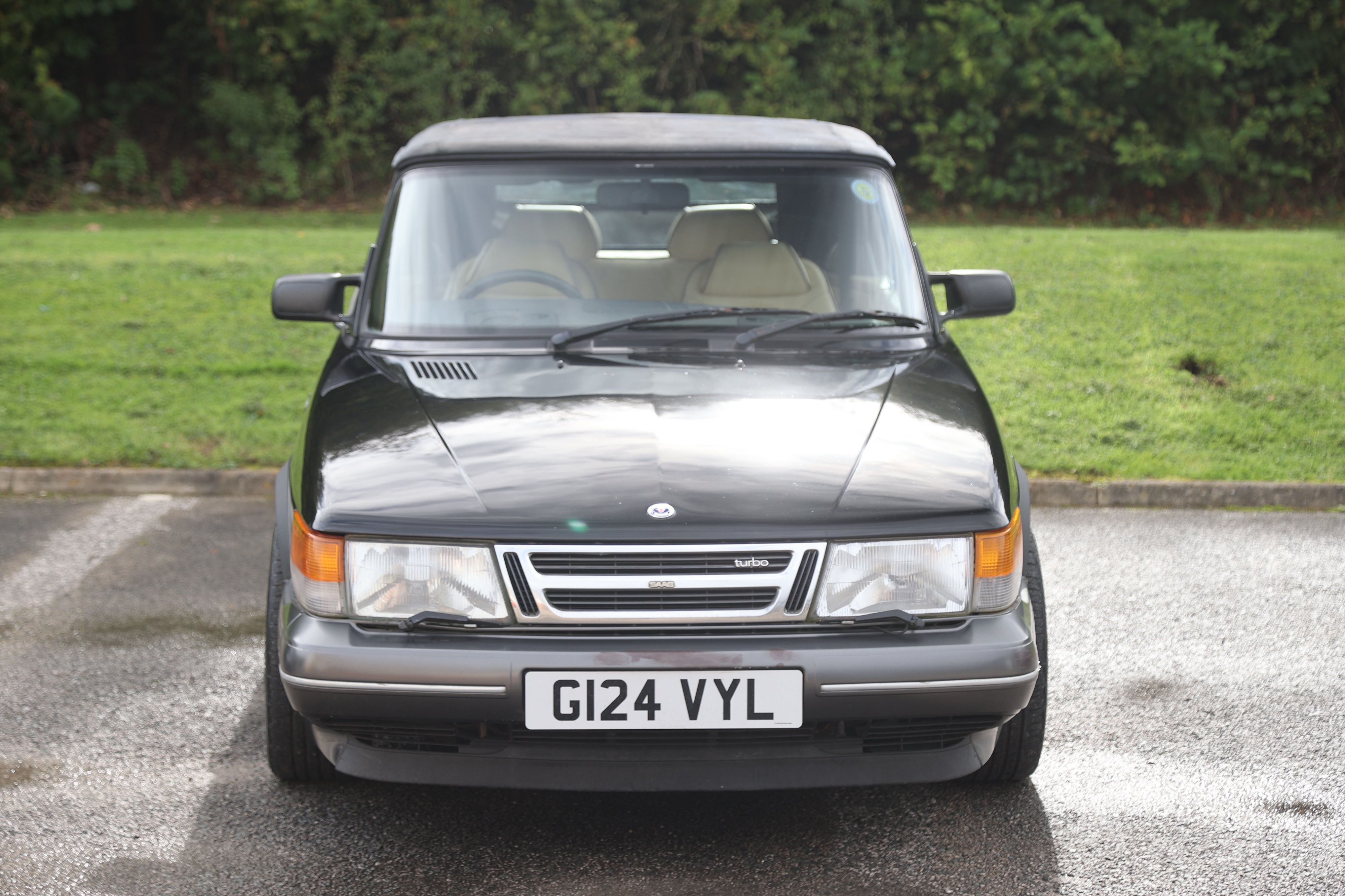 Lot 178 - 1990 Saab 900 Turbo 16V Convertible