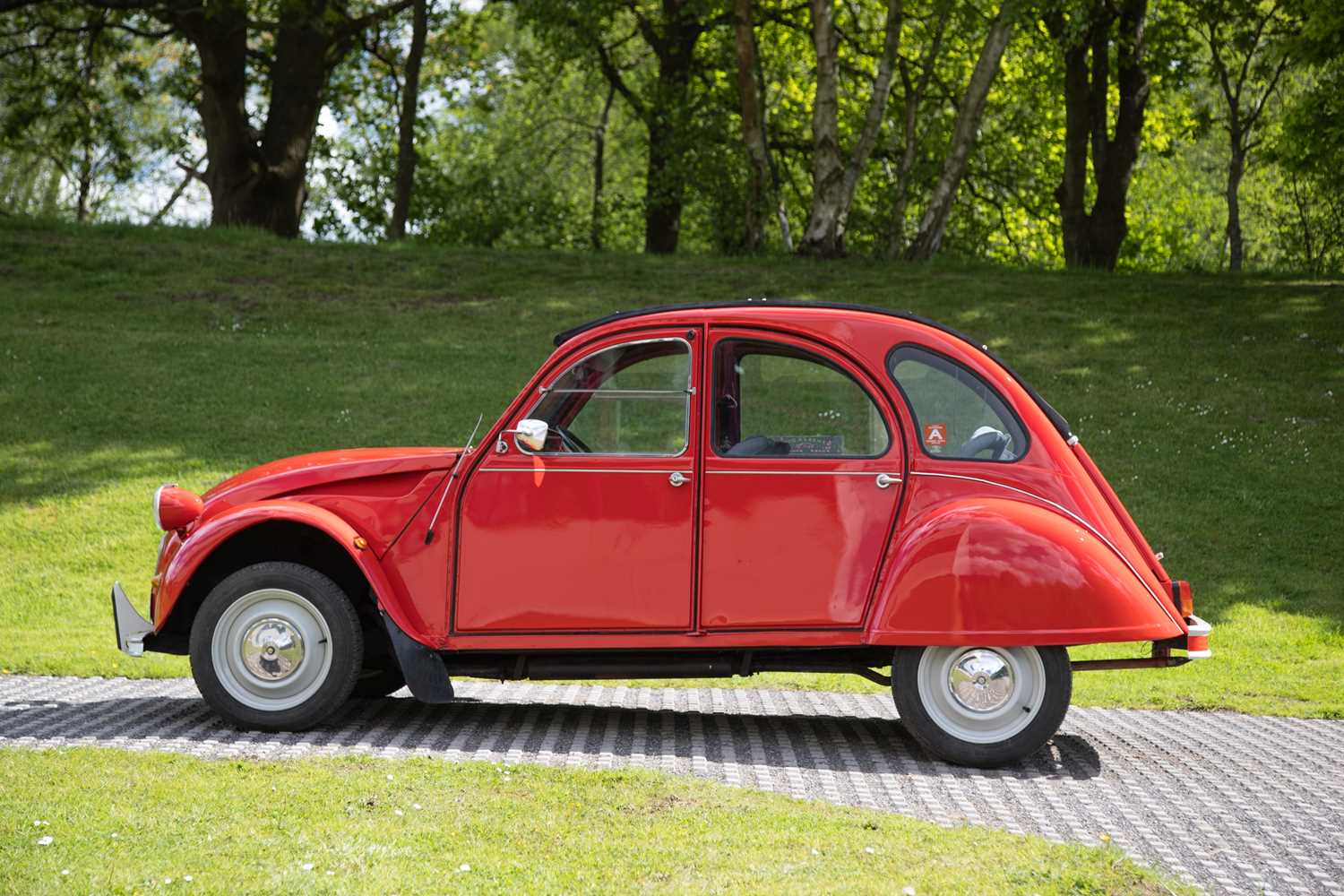 Lot 17 - 1989 Citroen 2CV Special