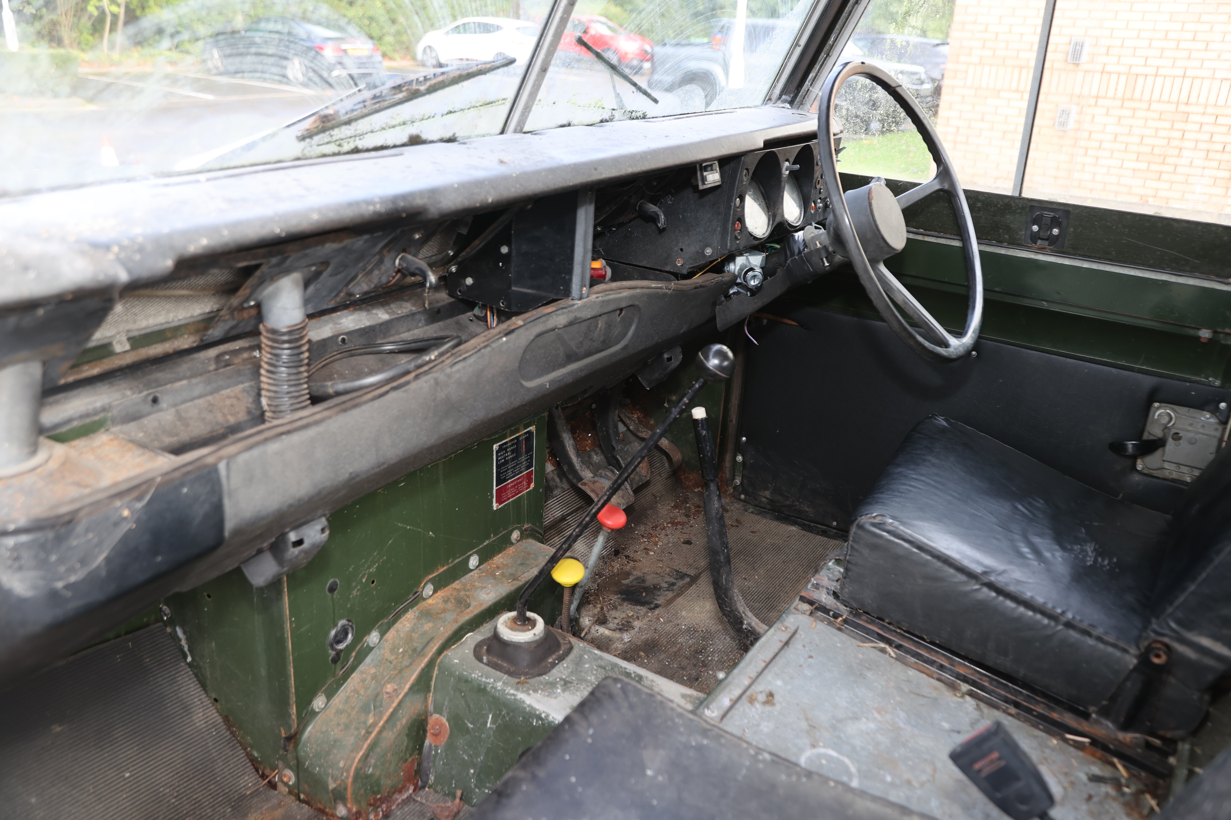 Lot 110 - 1983 Land Rover 88 Series III