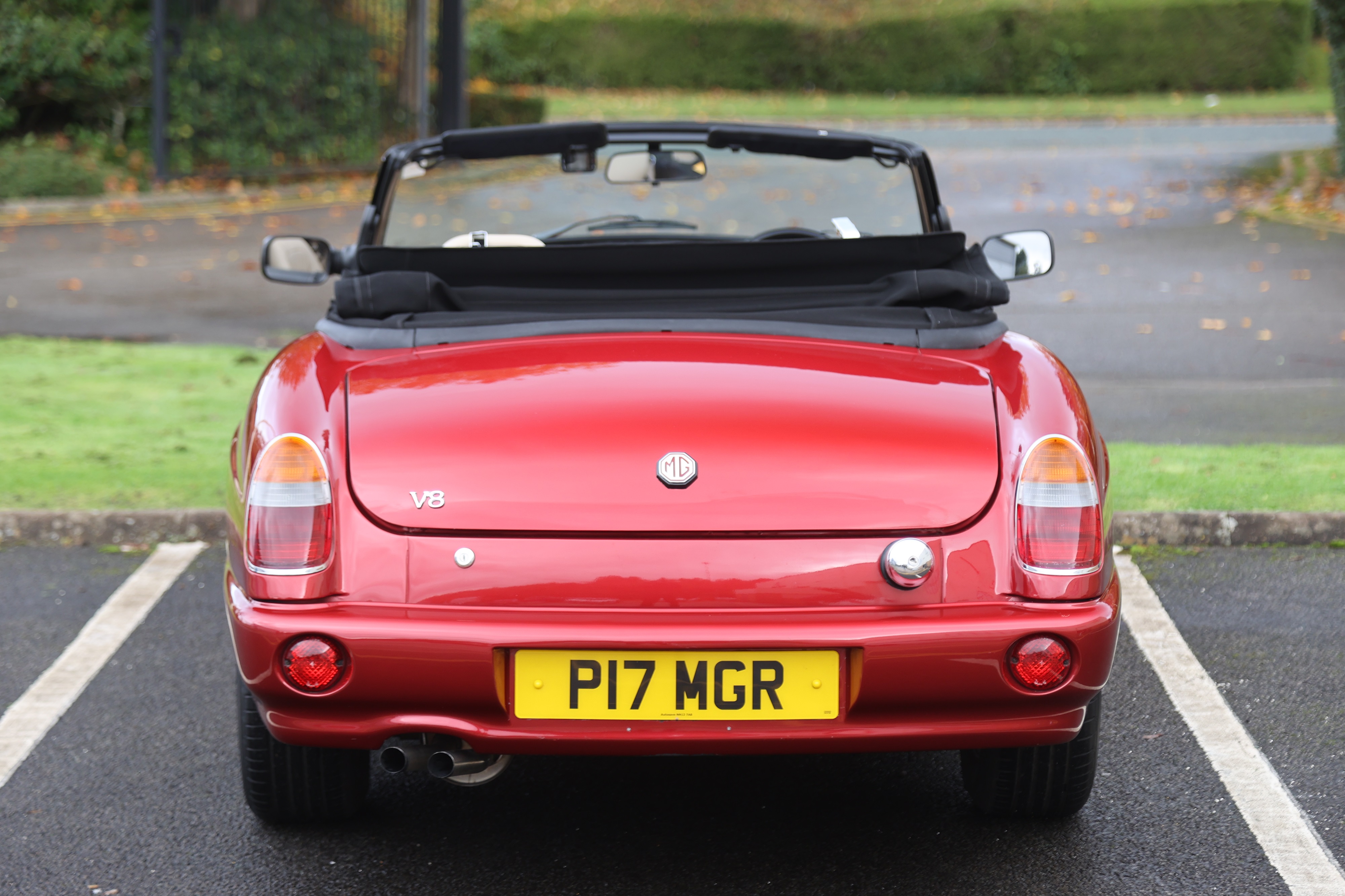 1995 MG R V8