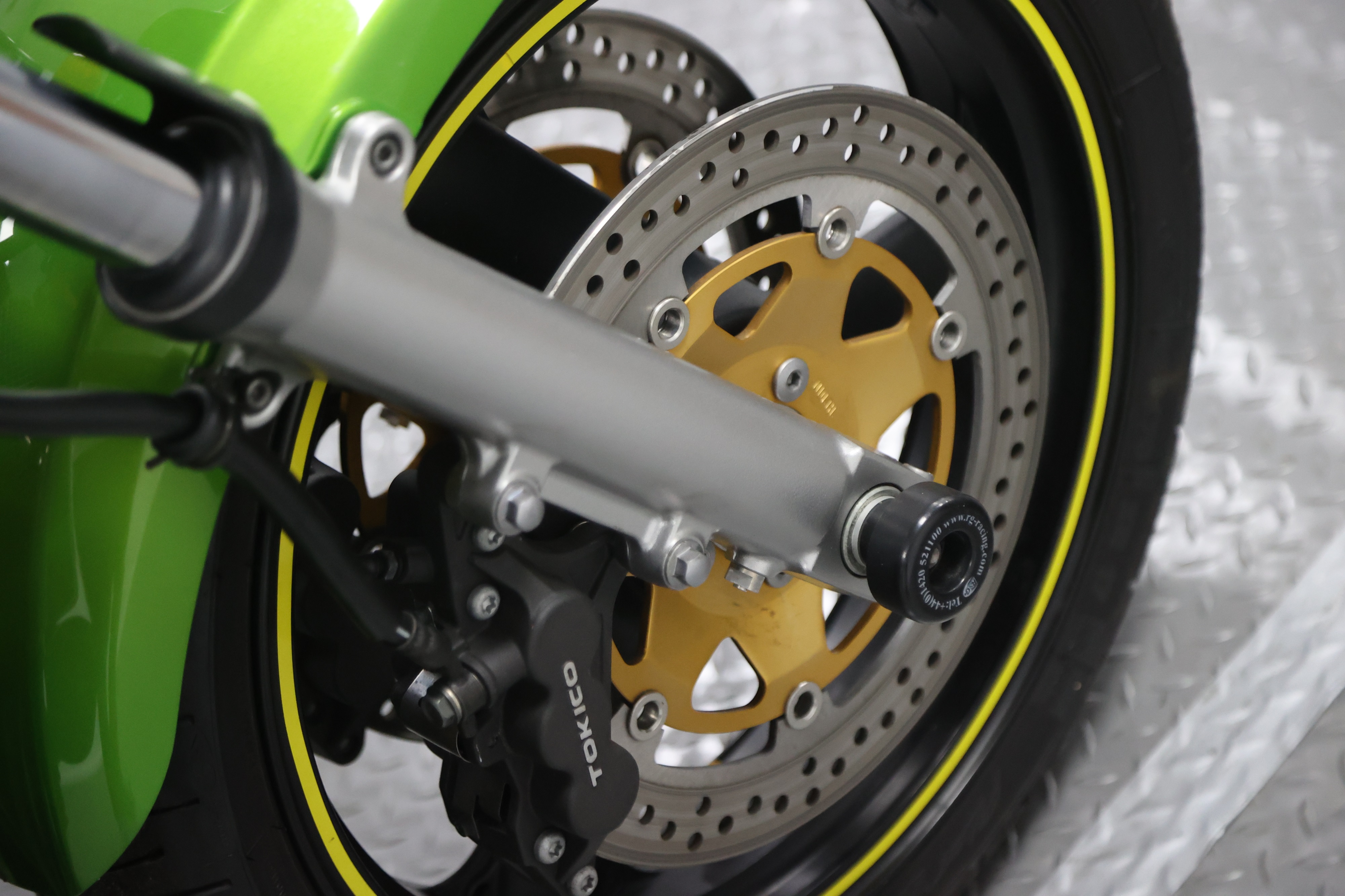 Lot 22 - 2006 Kawasaki ZRX1200R