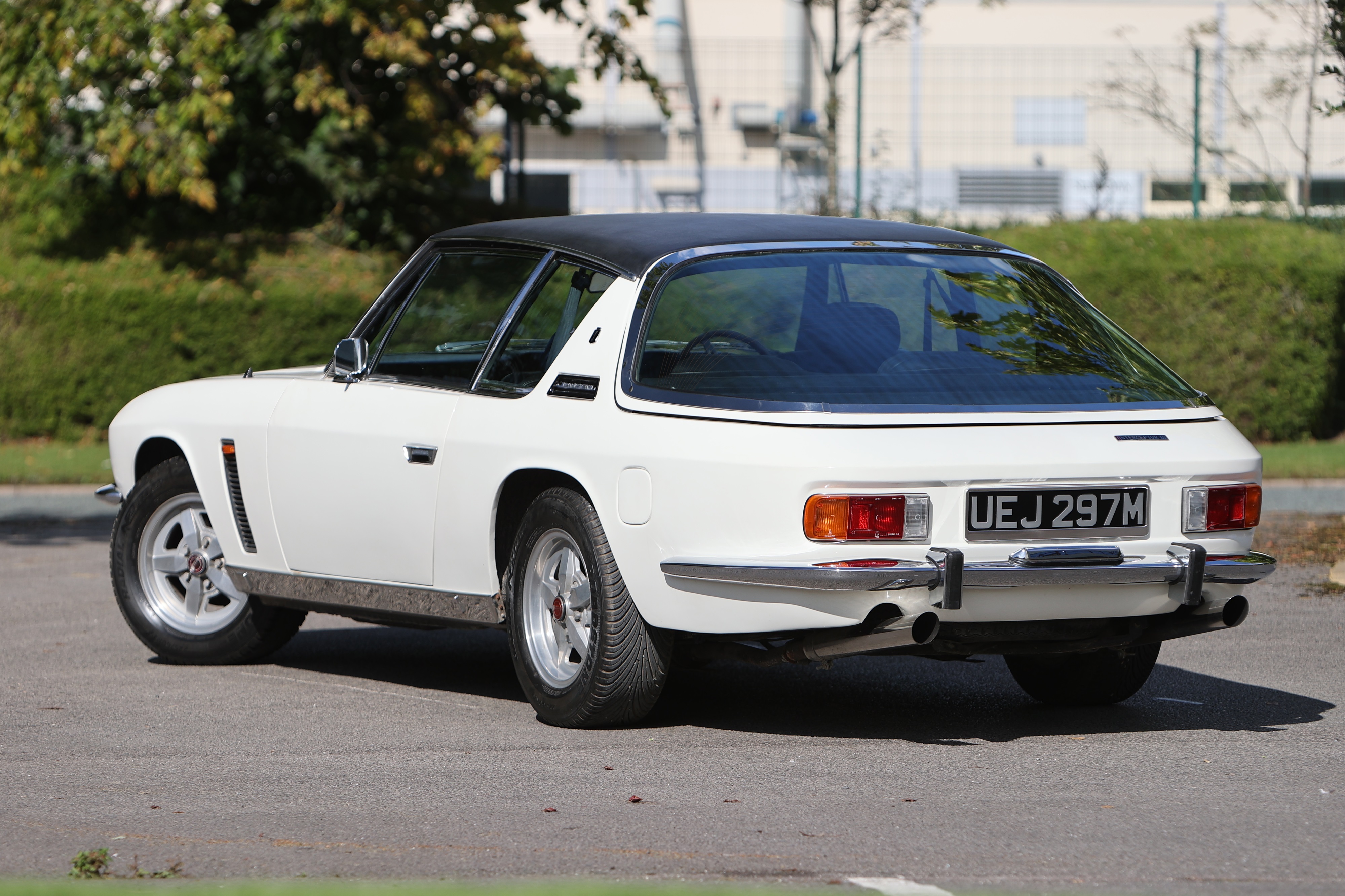 Lot 132 - 1973 Jensen Interceptor III