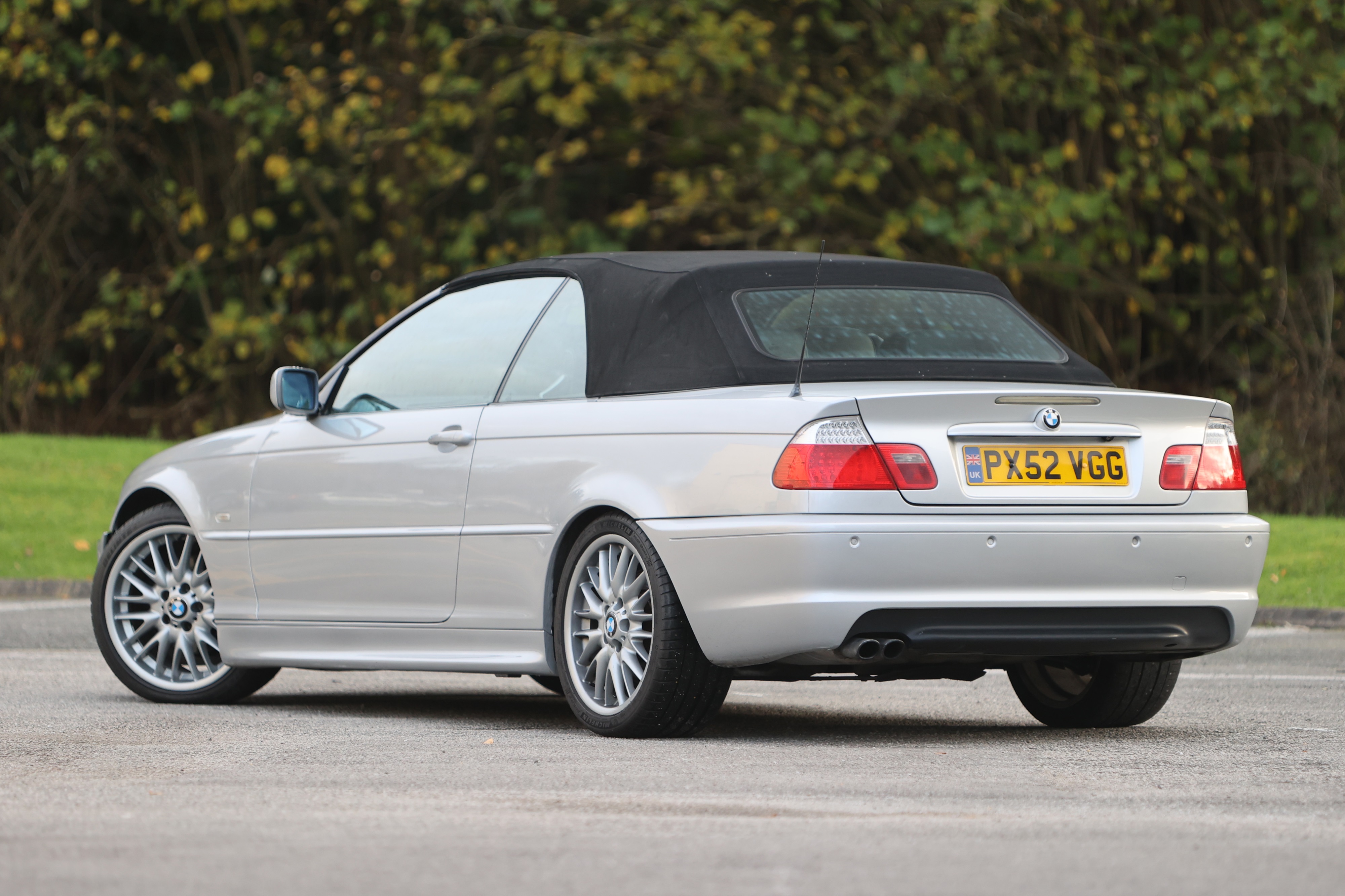 Lot 186 - 2003 BMW 325 Ci Sport