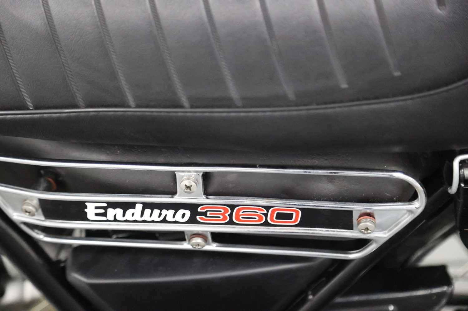 Lot 21 - 1974 Yamaha DT360