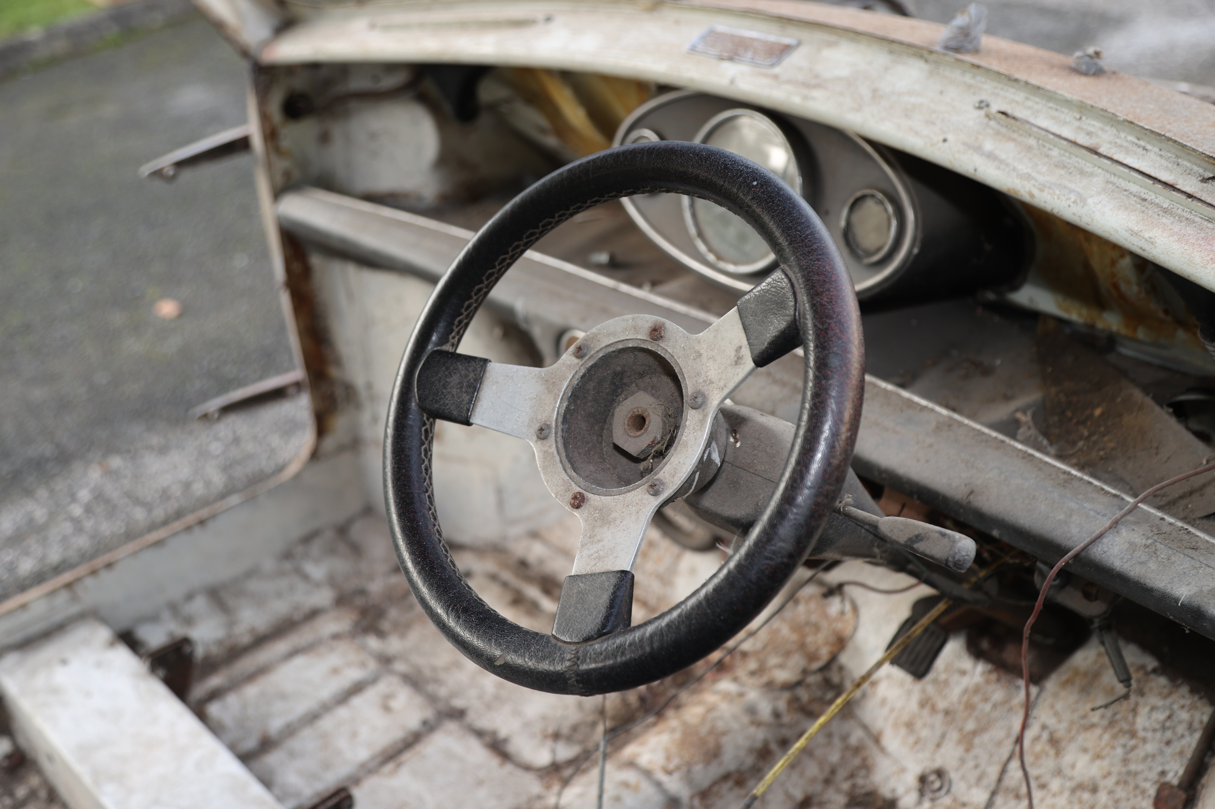 Lot 188 - 1960s Austin / Morris Mini MK2