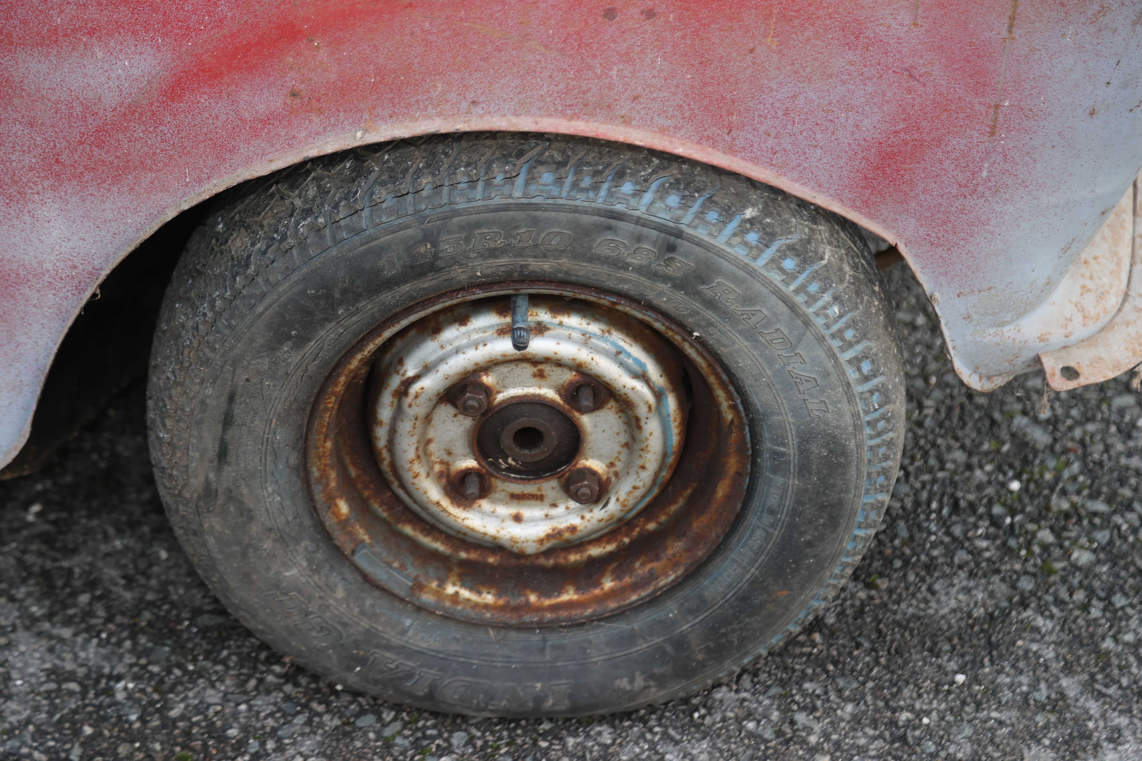 Lot 188 - 1960s Austin / Morris Mini MK2