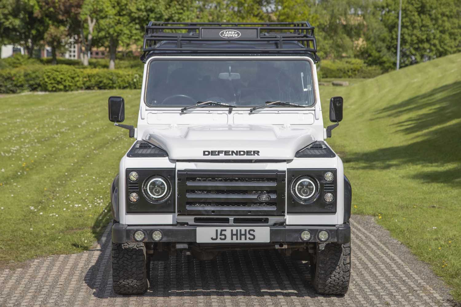 Lot 19 - 2003 Land Rover Defender 110 TD5 Station