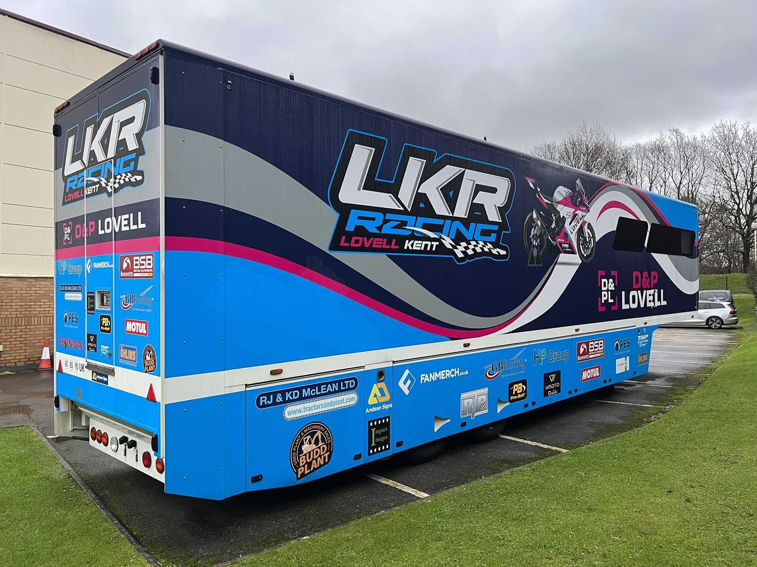 Lot 187 - 2006 Bence Motorsport Race Trailer