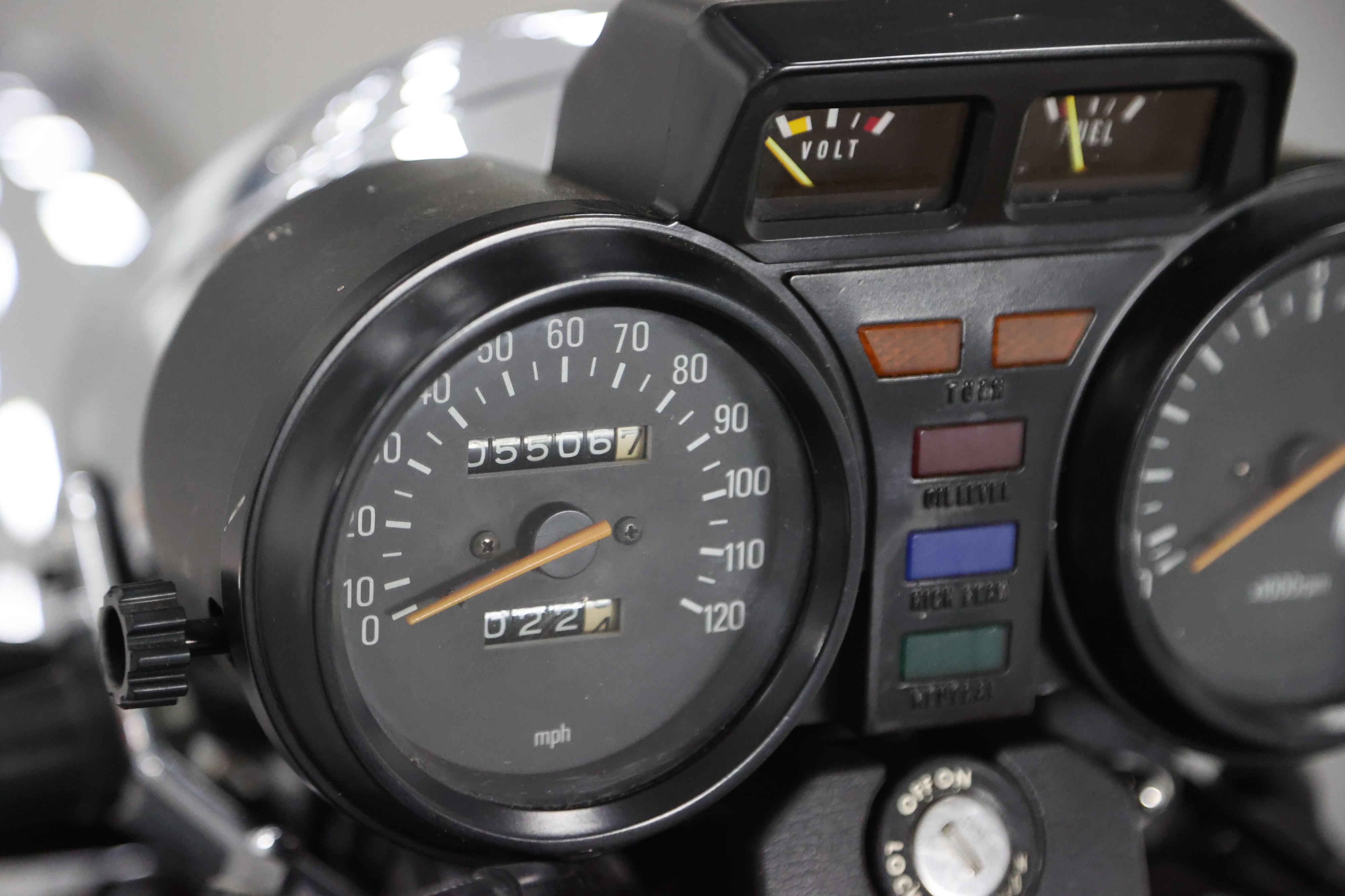 Lot 8 - 1981 Yamaha XJ550 Seca