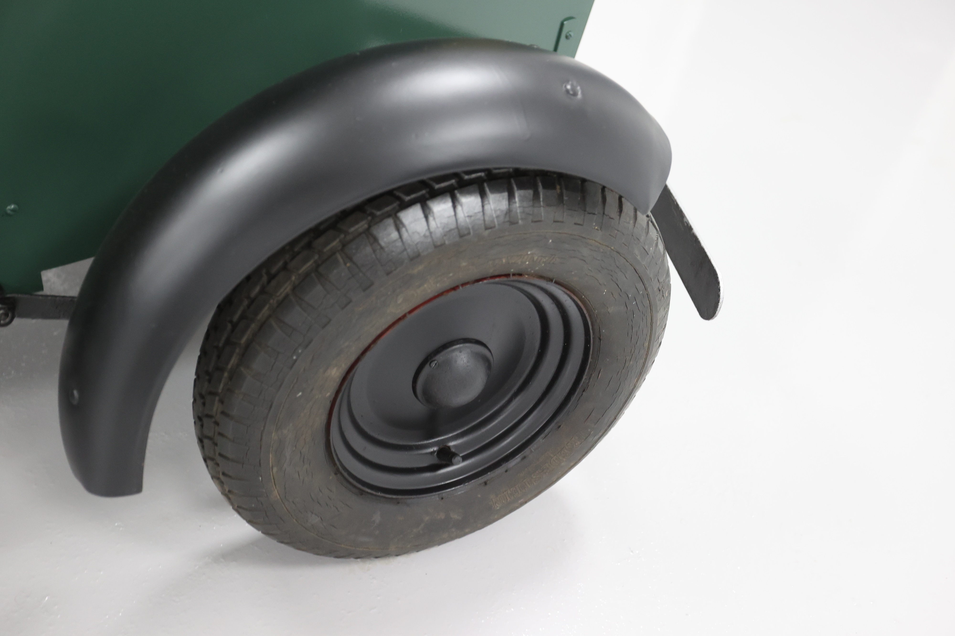 Lot 47 - 1939 ATCO Junior Safetyfirst Trainer