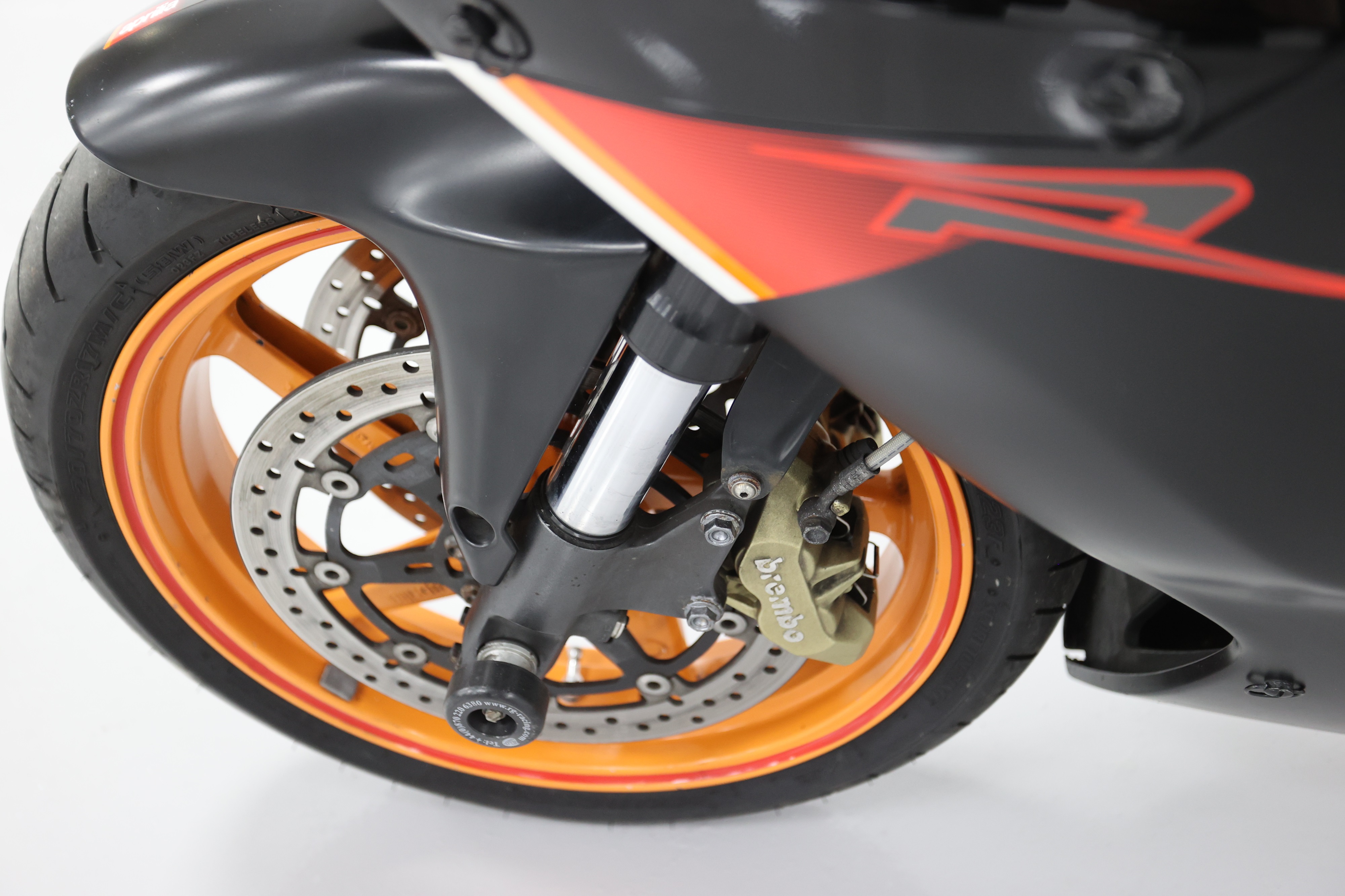 Lot 22 - 2004 Aprilia RSV Mille R