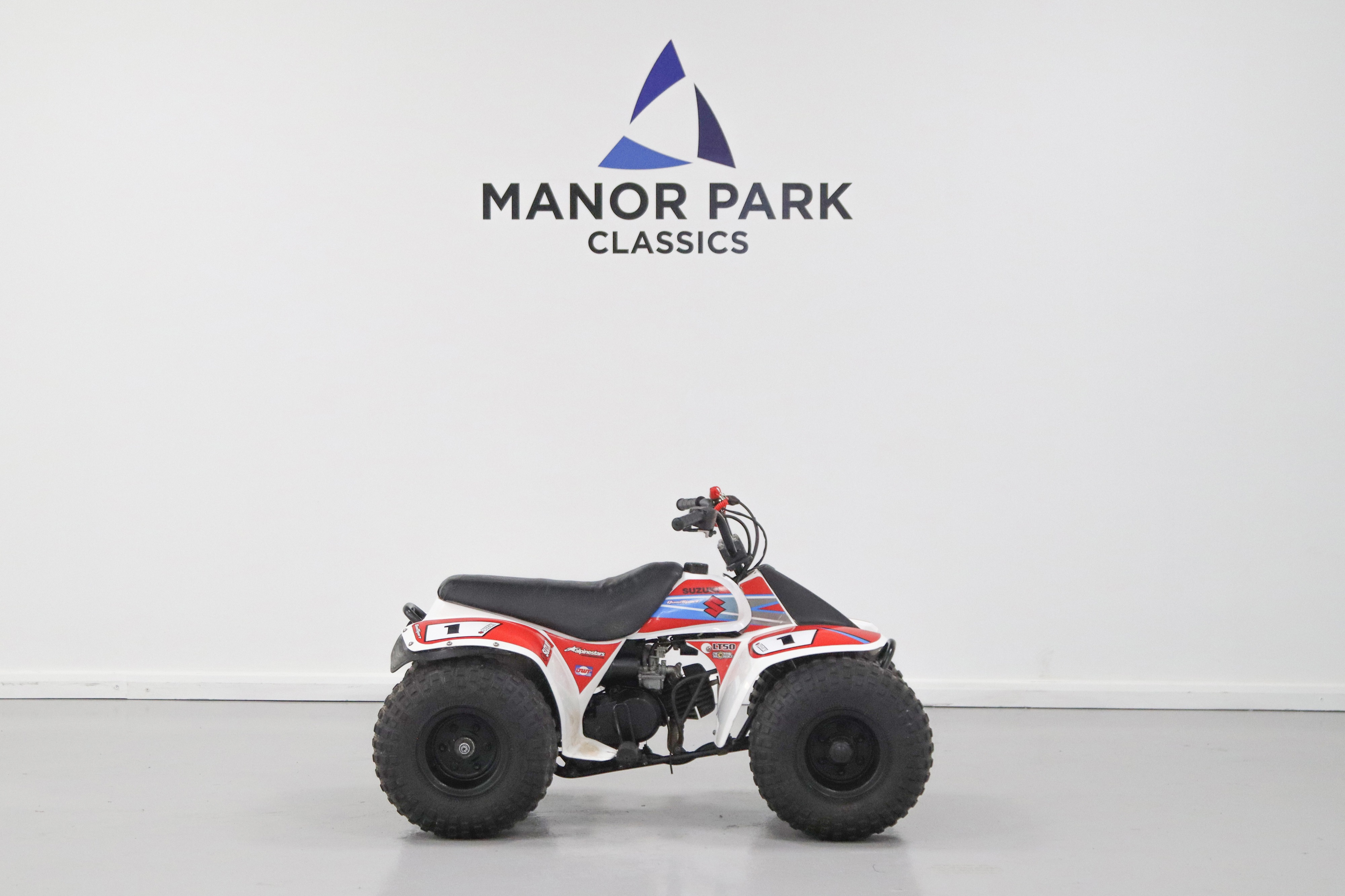 Lot 24 - Suzuki LT50