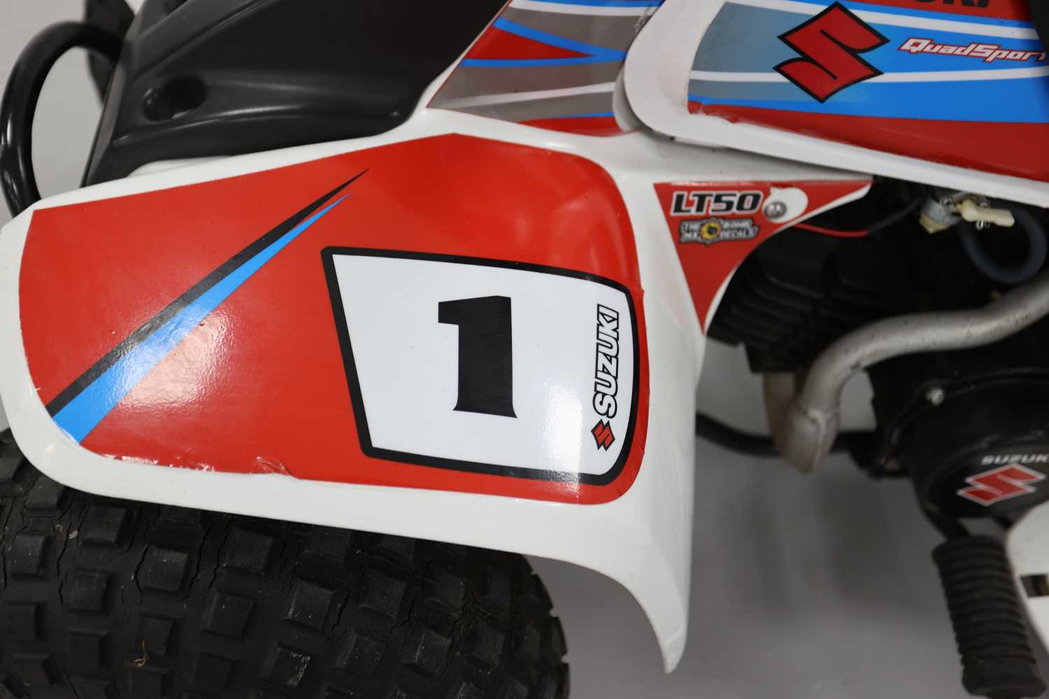 Lot 24 - Suzuki LT50