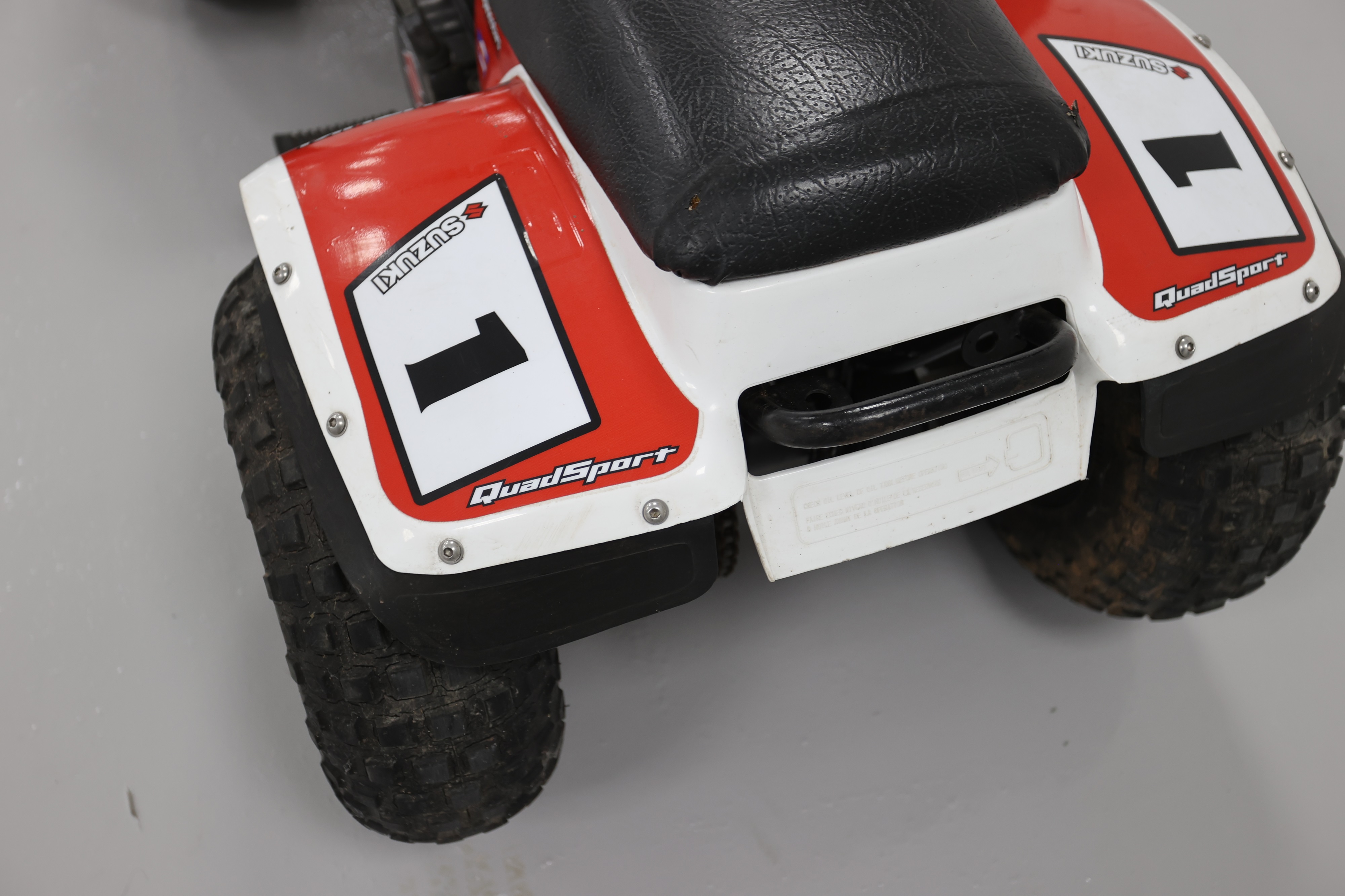 Lot 24 - Suzuki LT50