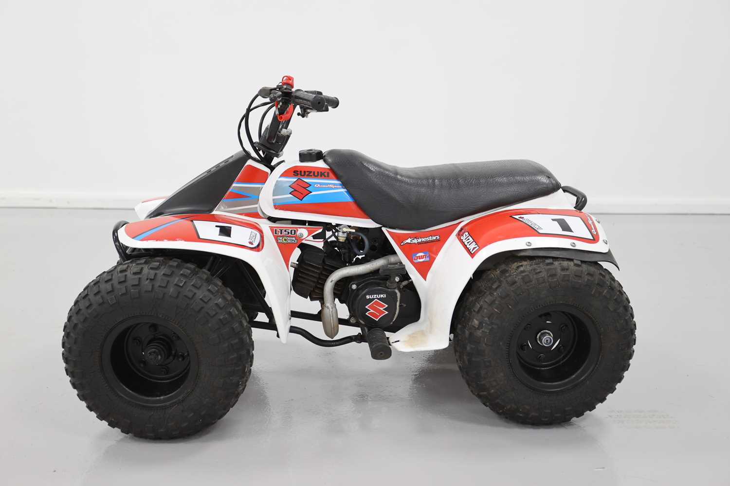 Lot 24 - Suzuki LT50