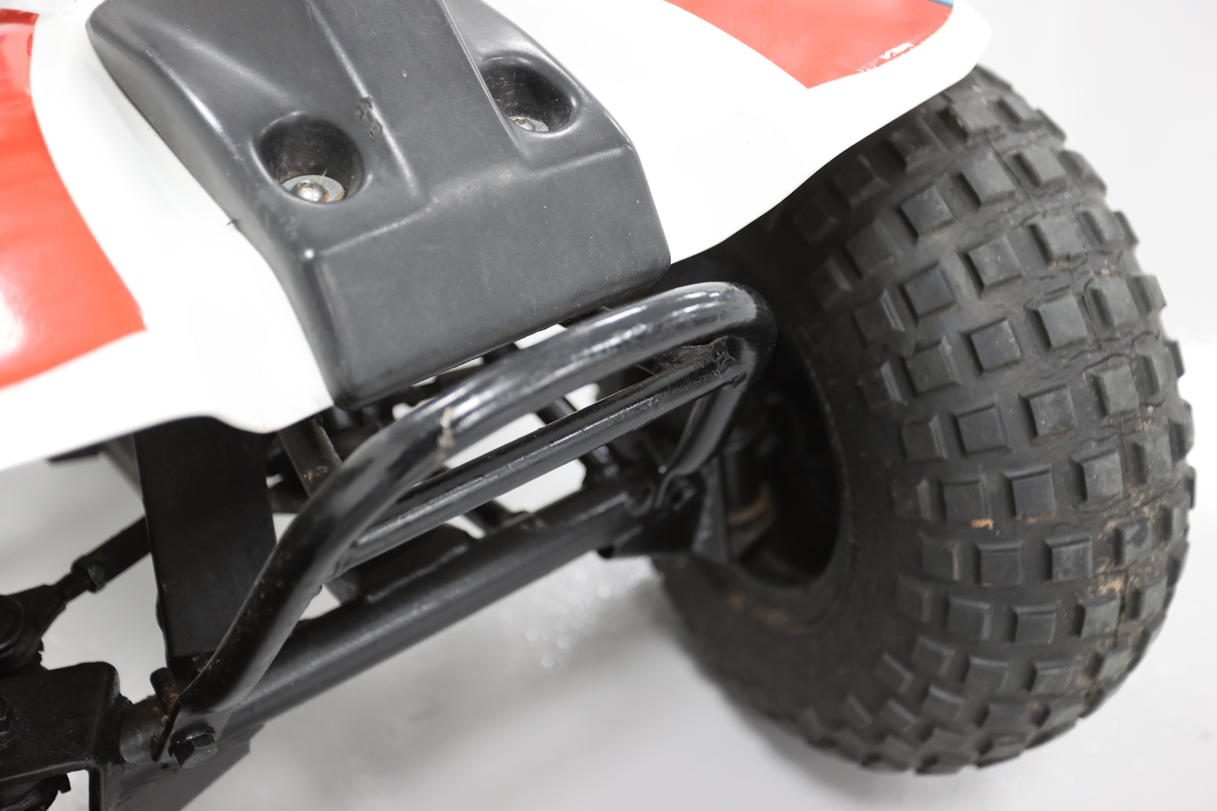 Lot 24 - Suzuki LT50