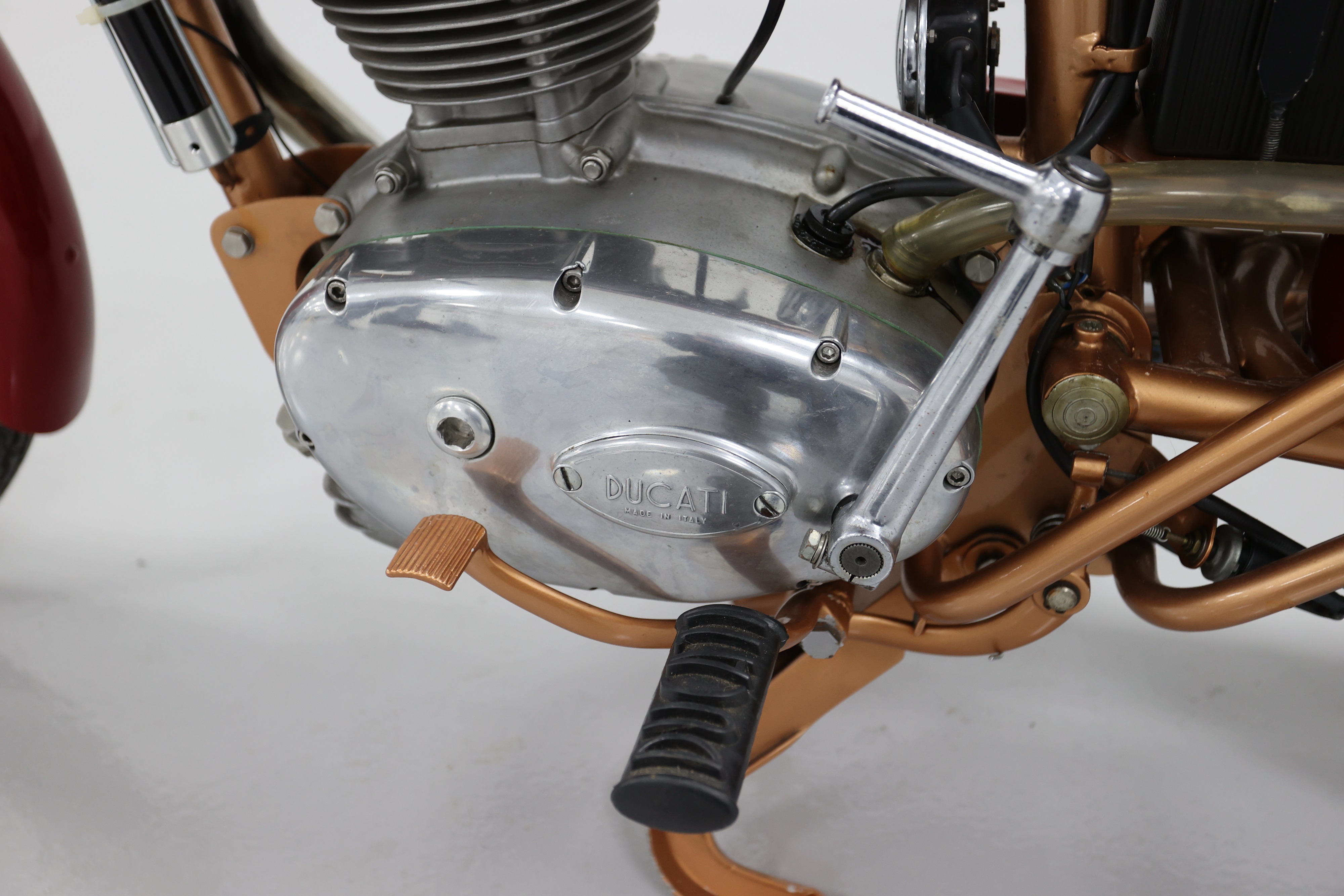 Lot 15 - 1961 Ducati Elite 200