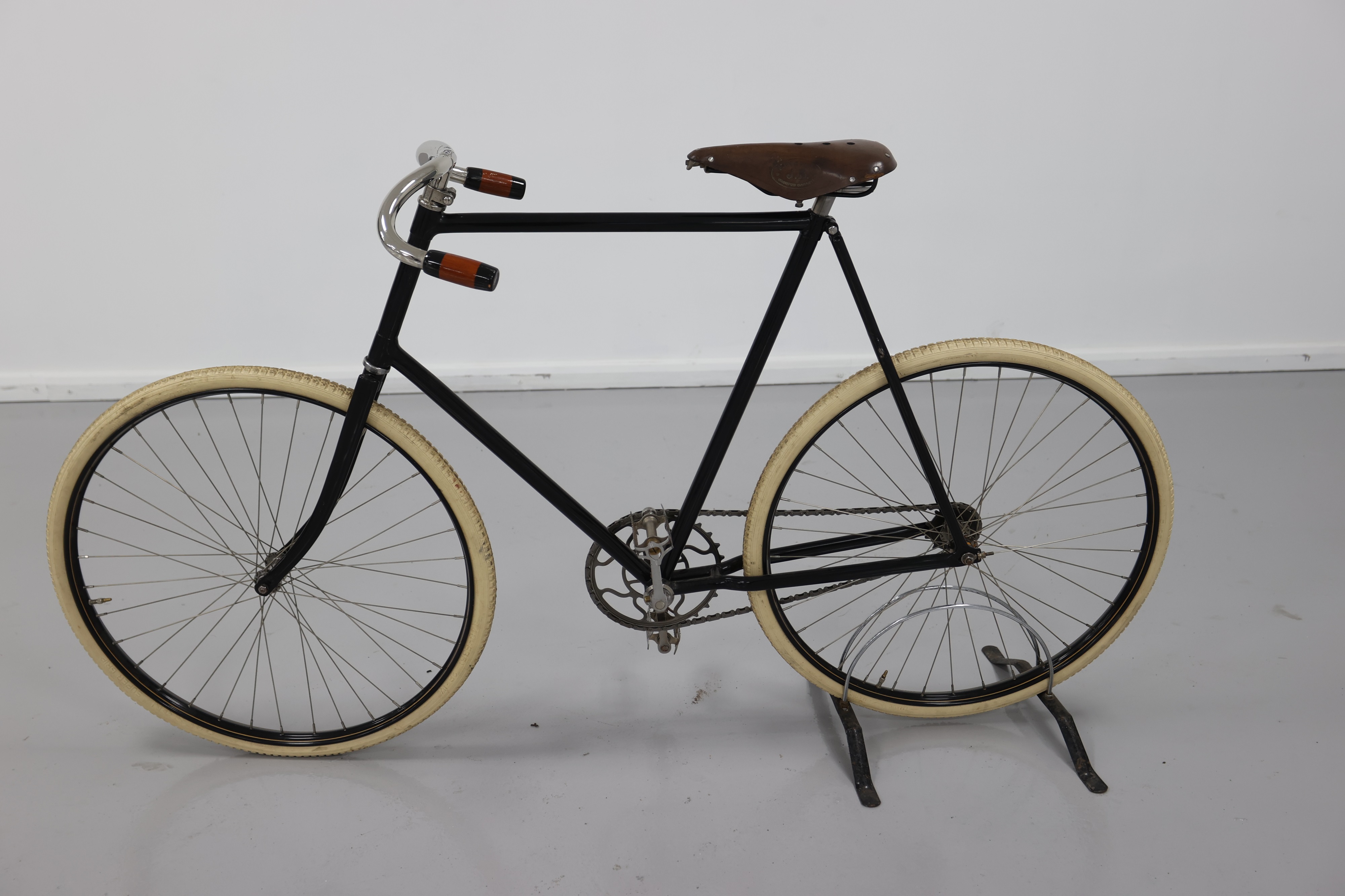 Lot 42 - 1899 Peugeot Path Racer
