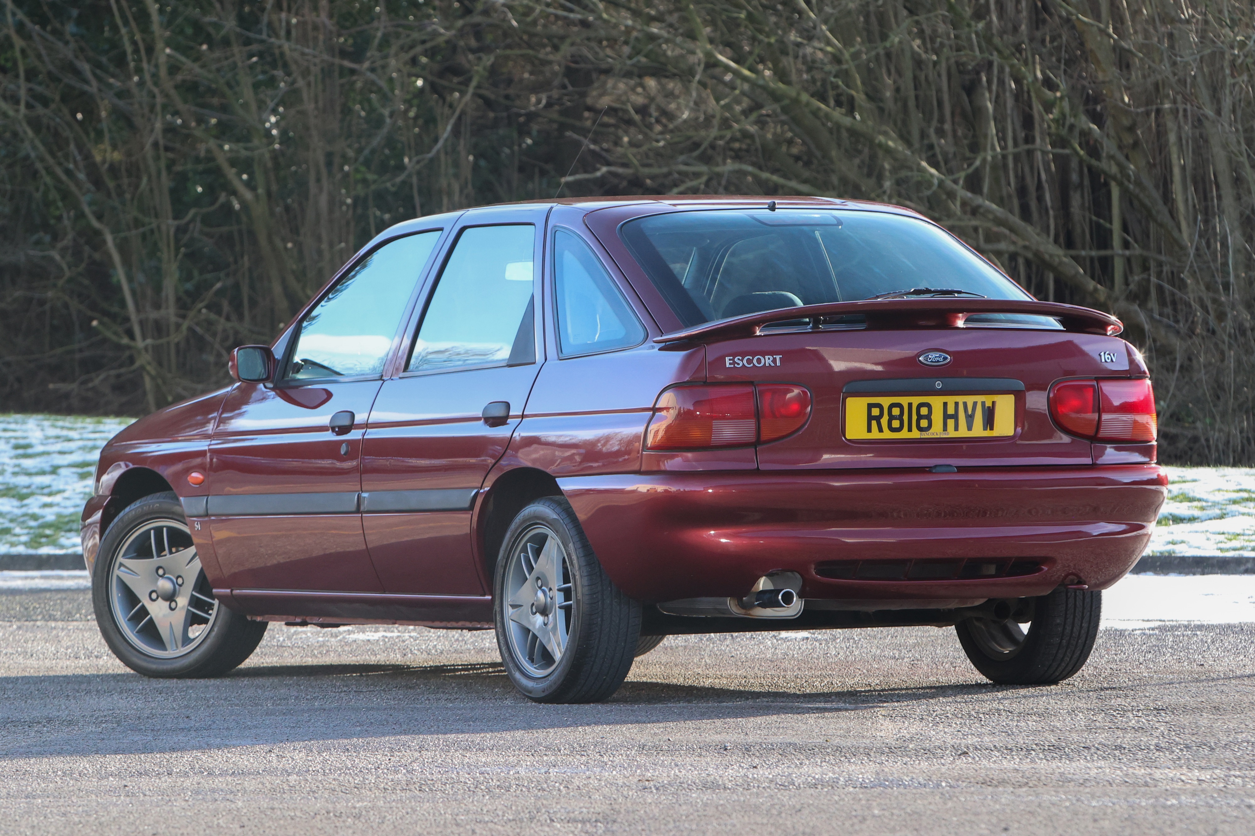 Lot 131 1998 Ford Escort 1 6 Si lot-131-1998-ford-escort-1-6-si
