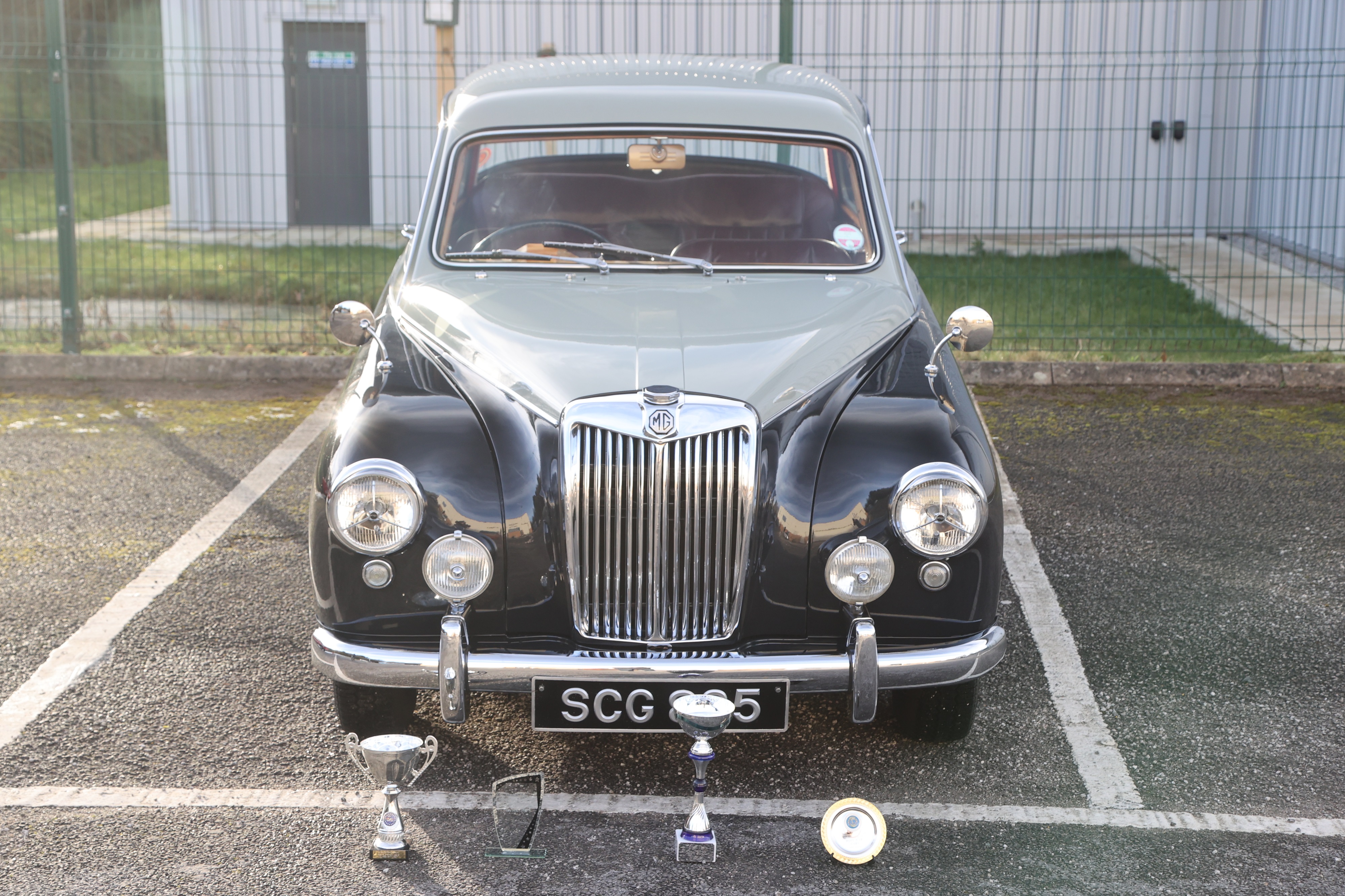 Lot 150 - 1957 MG Magnette ZB Varitone