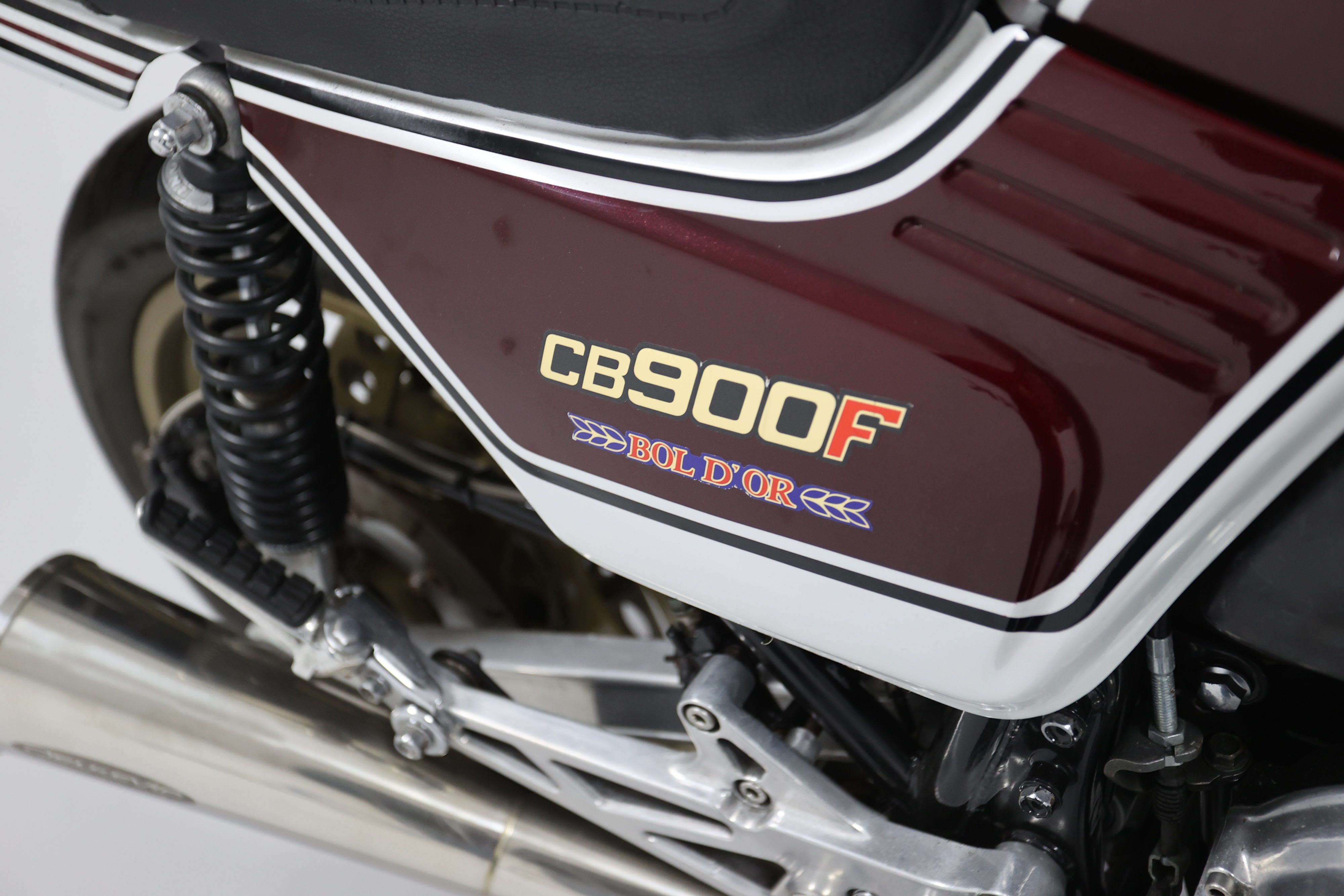 Lot 11 - 1984 Honda CB900F