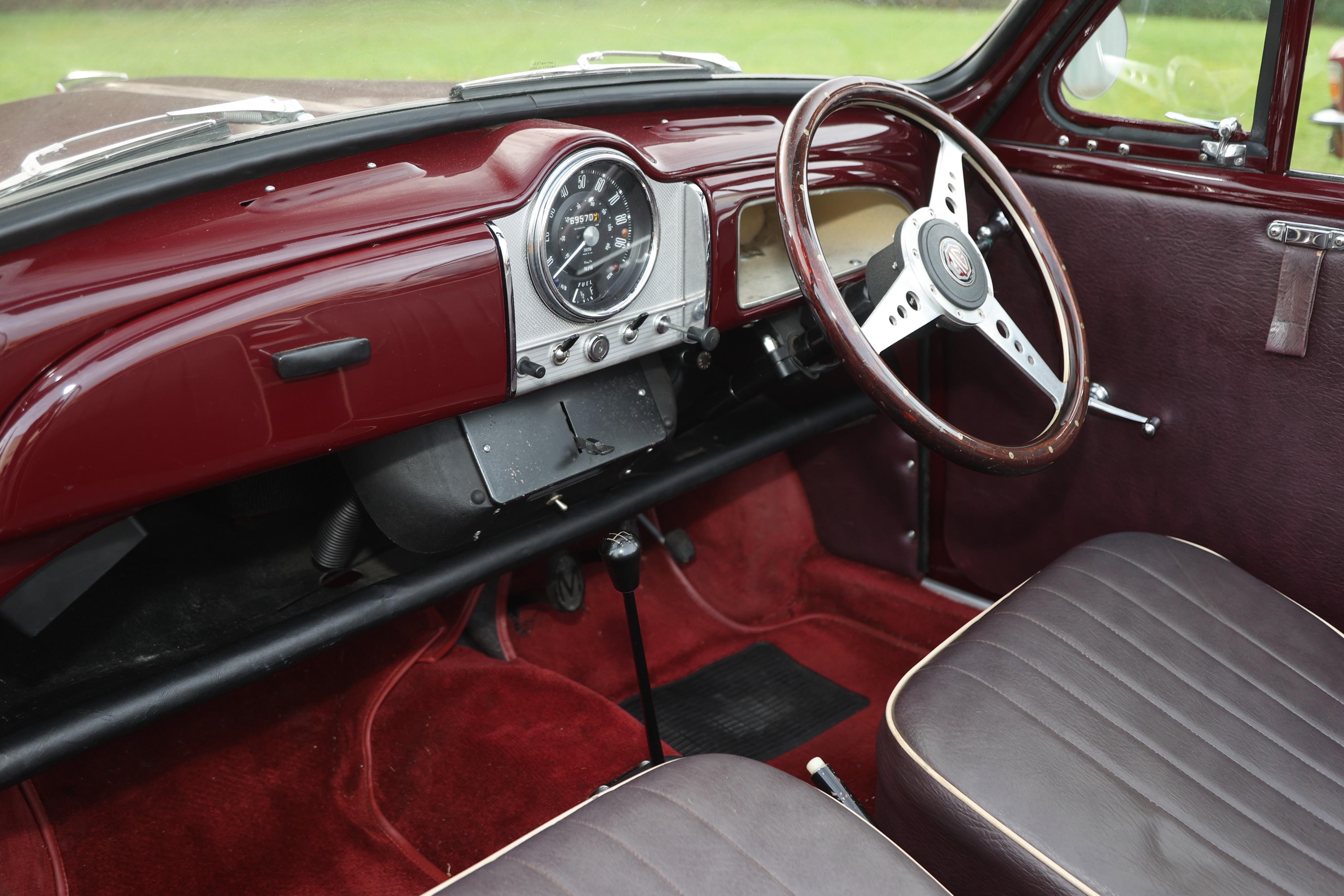 Lot 157 - 1969 Morris Minor 1000 Convertible