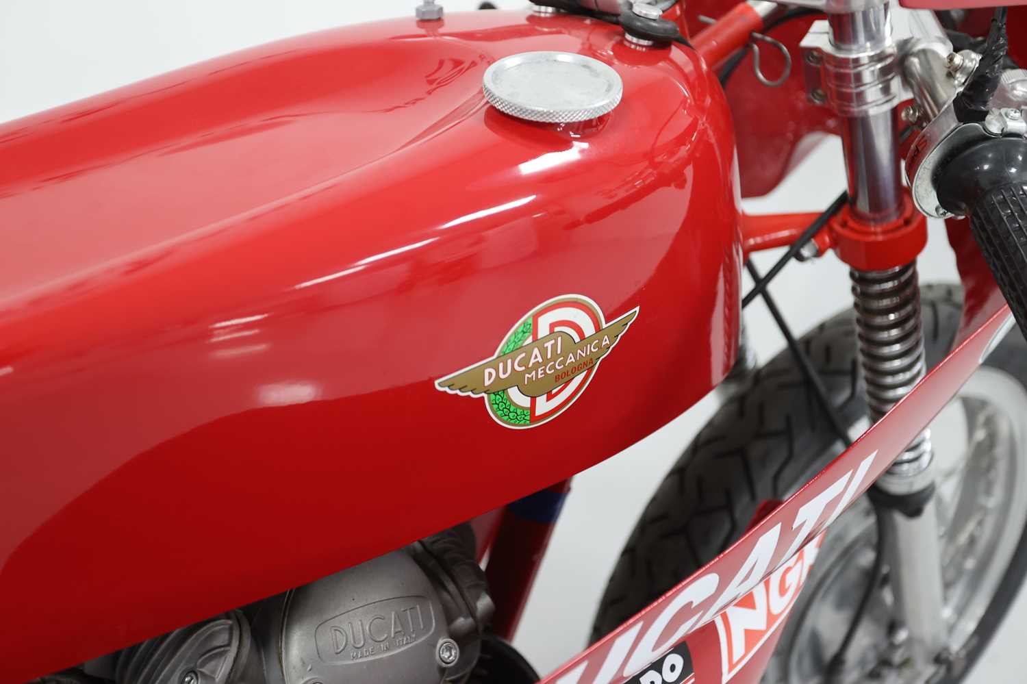 Lot 31 - 1965 Ducati Mach 1