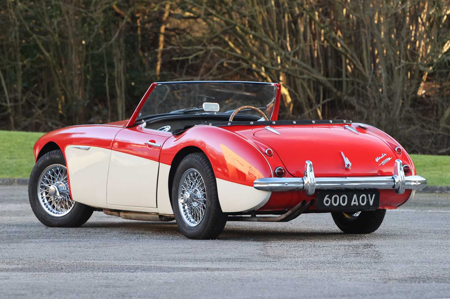 Lot 113 - 1960 Austin-Healey 3000 MKI