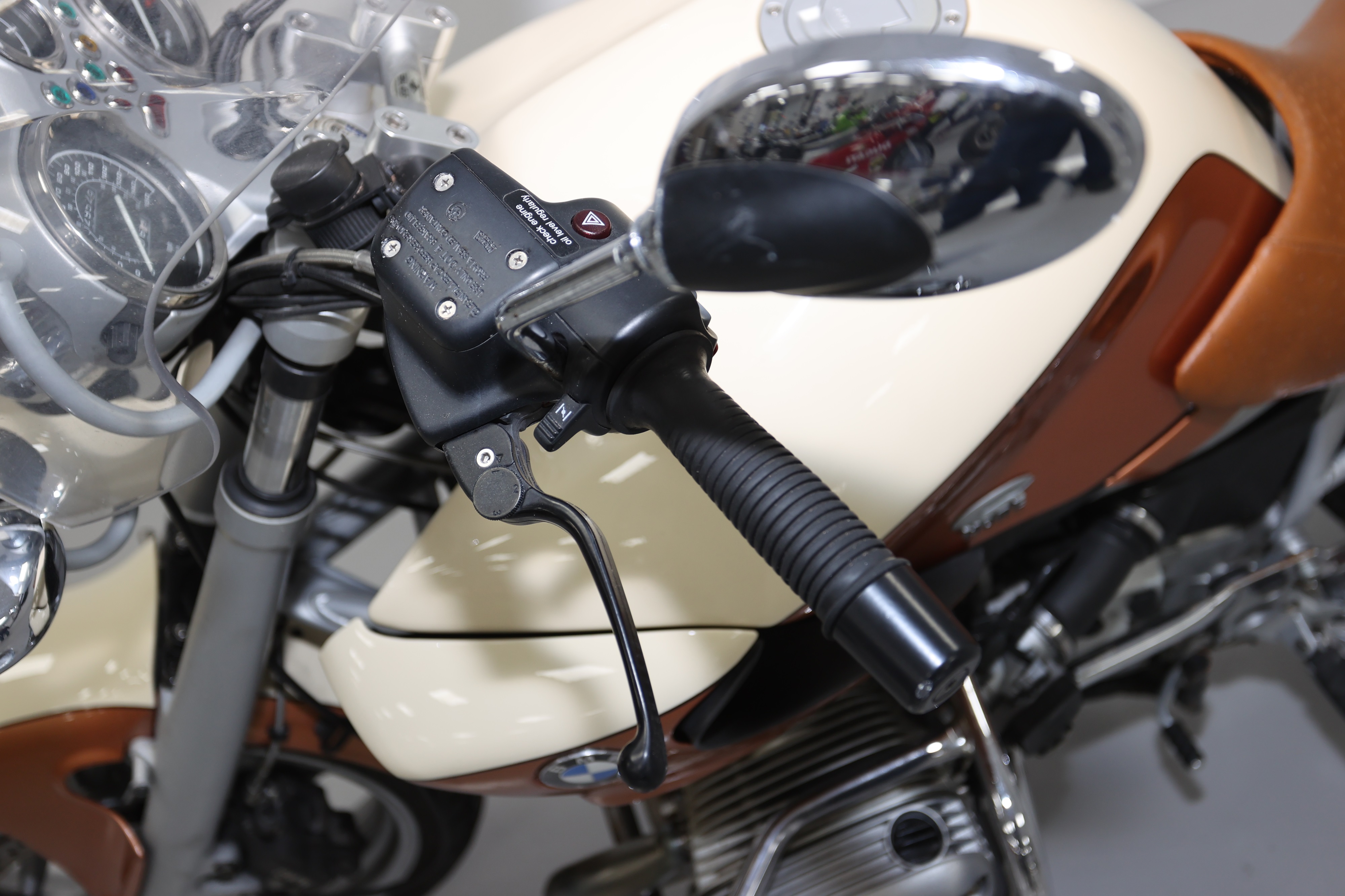 Lot 27 - 2004 BMW R1150R