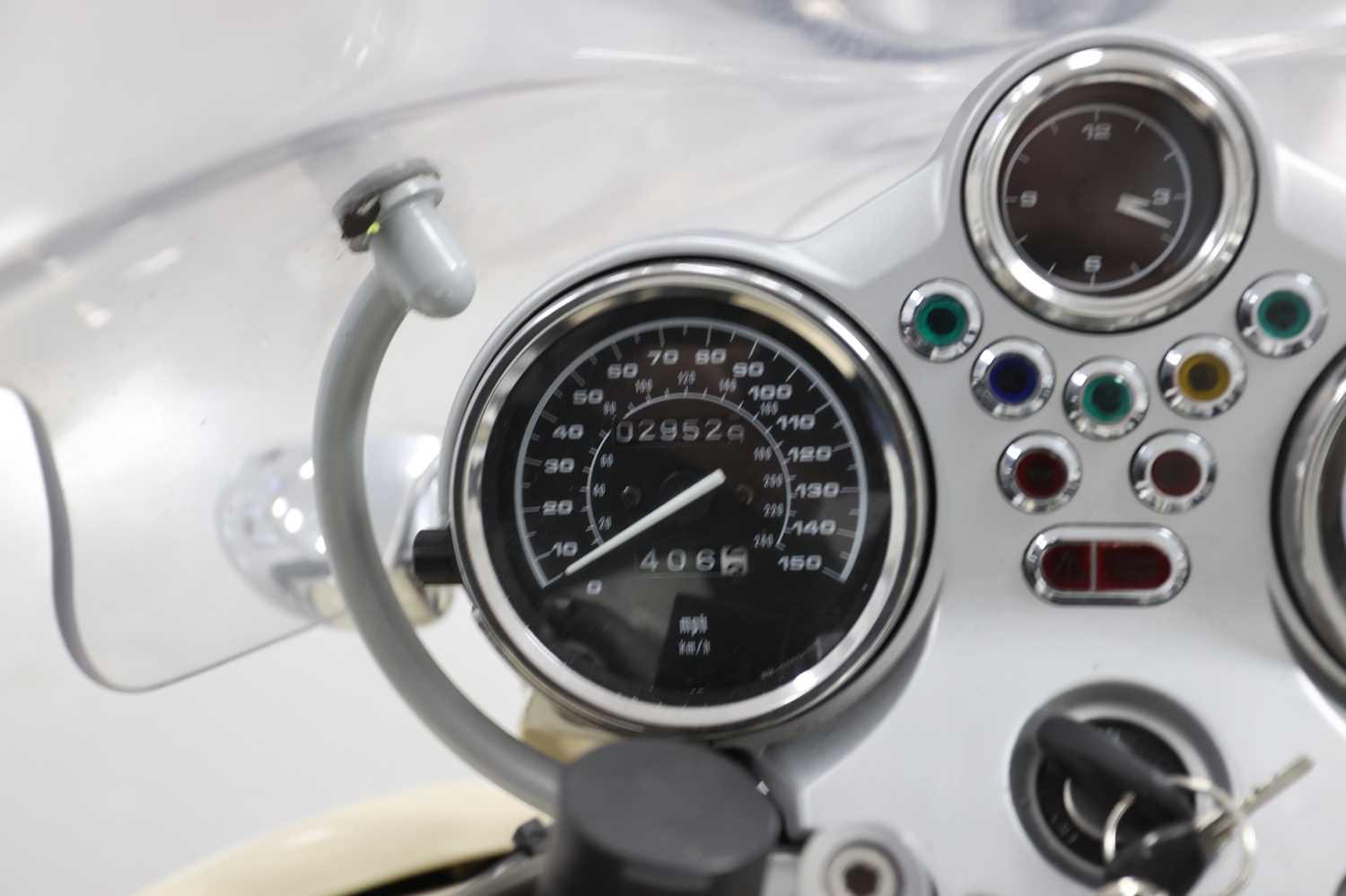 Lot 27 - 2004 BMW R1150R