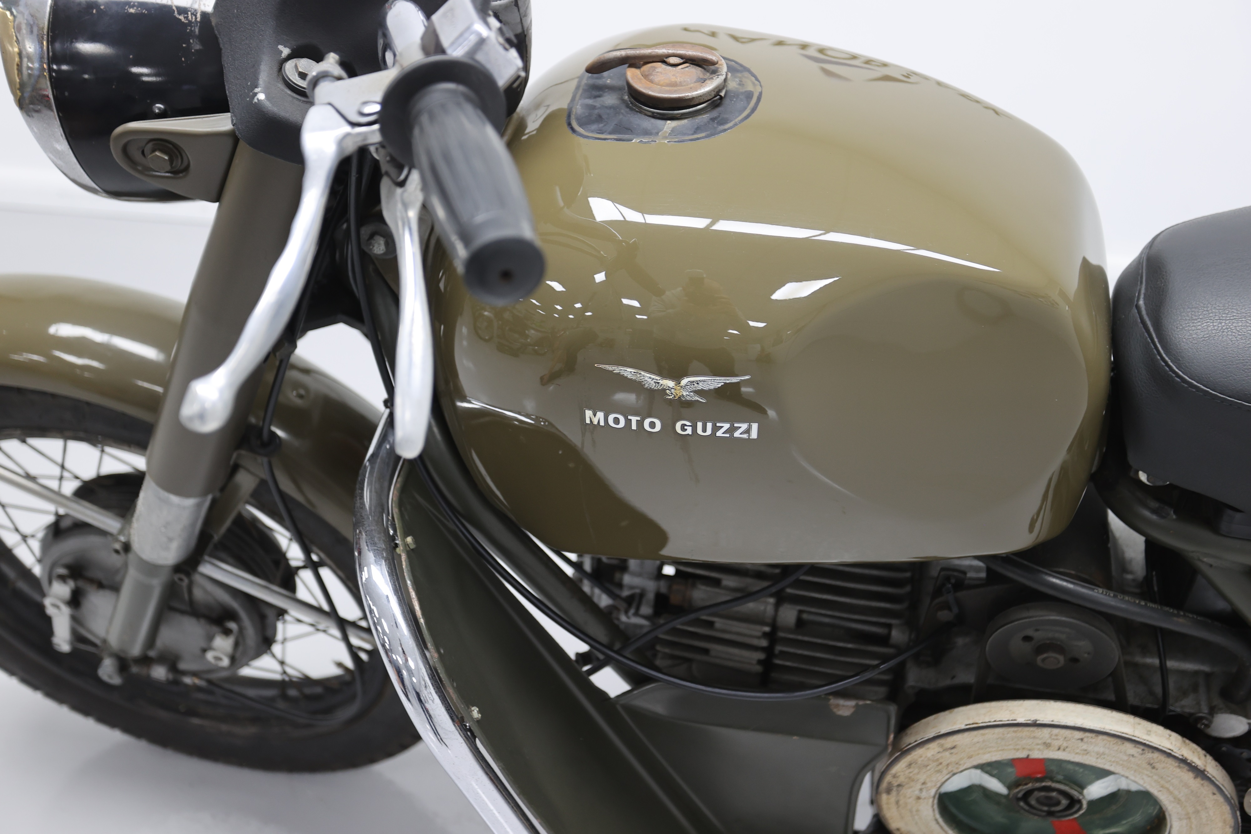 Lot 3 - 1973 Moto Guzzi Nuovo Falcone Militare