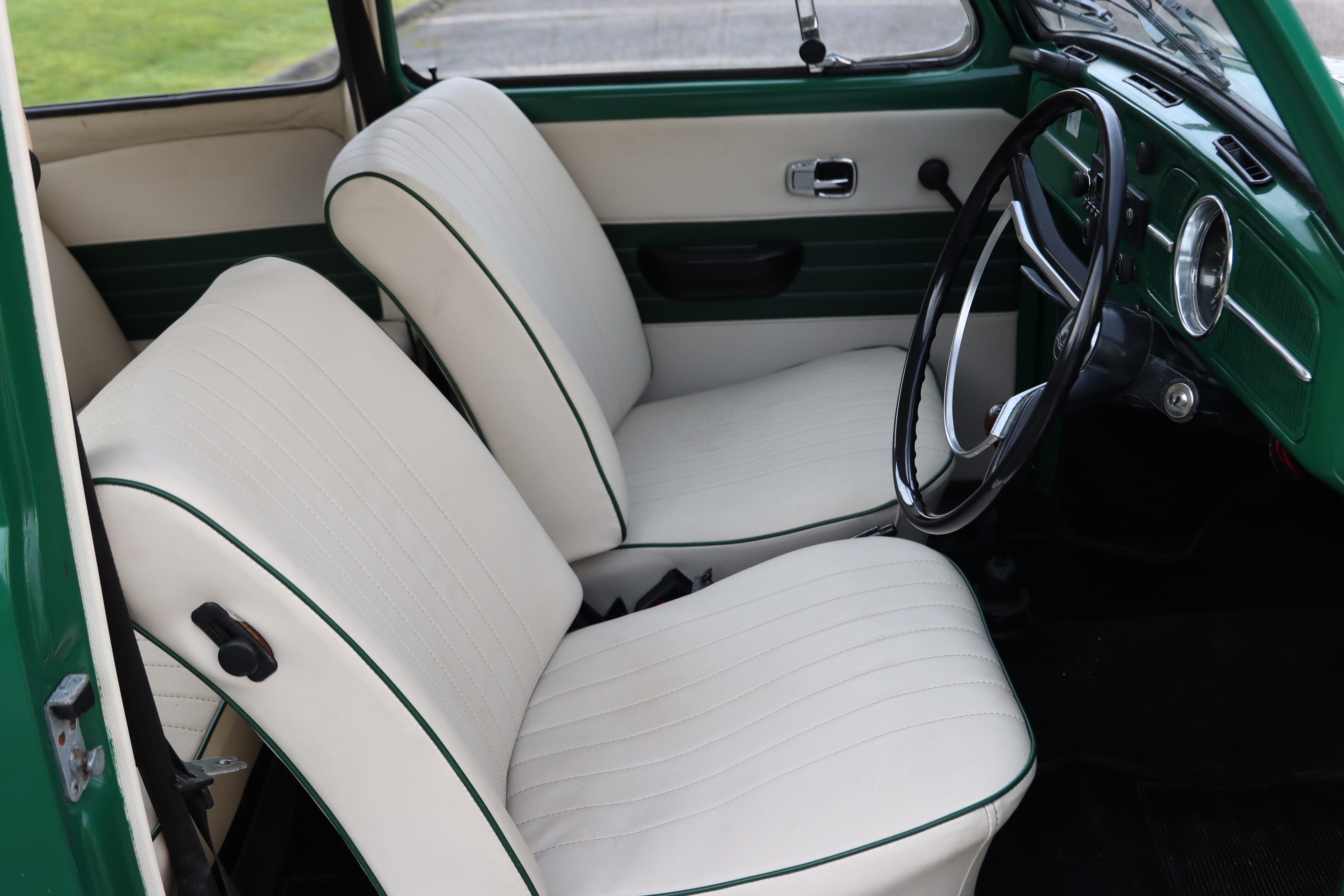 Lot 121 - 1969 Volkswagen Beetle