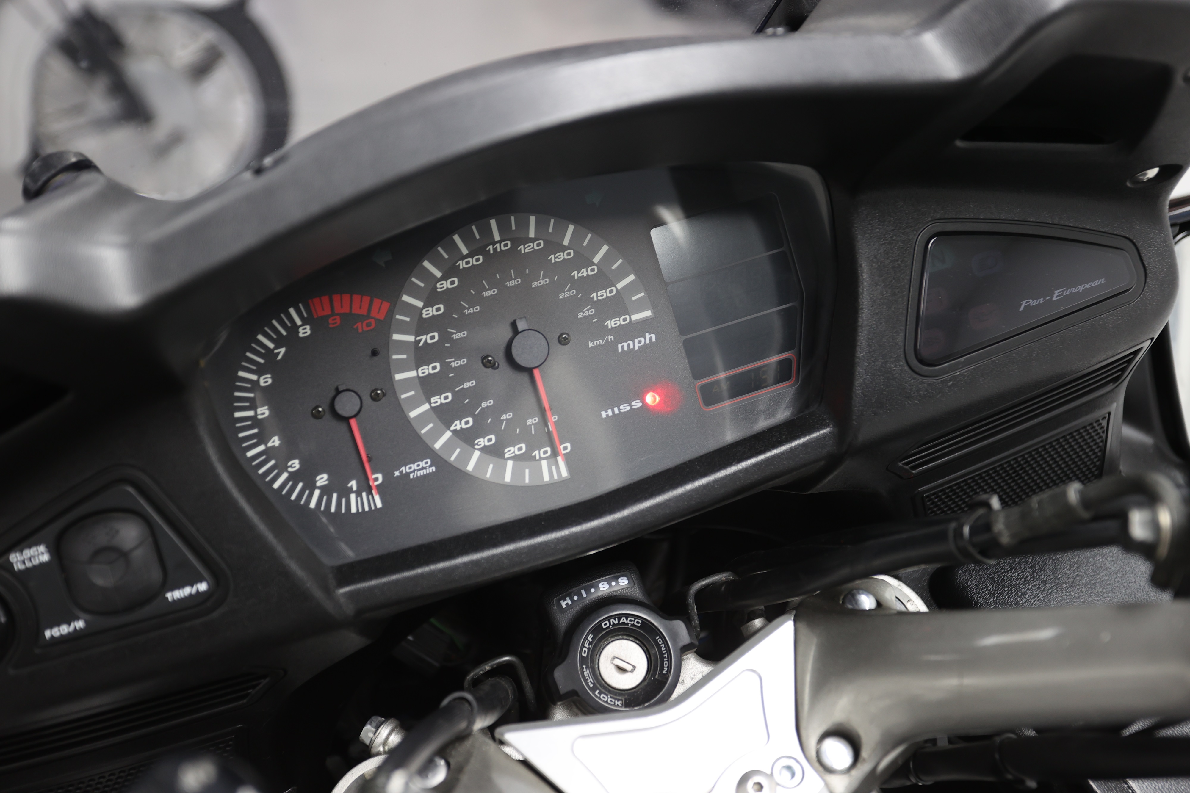 Lot 1 - 2002 Honda ST1300 Pan European