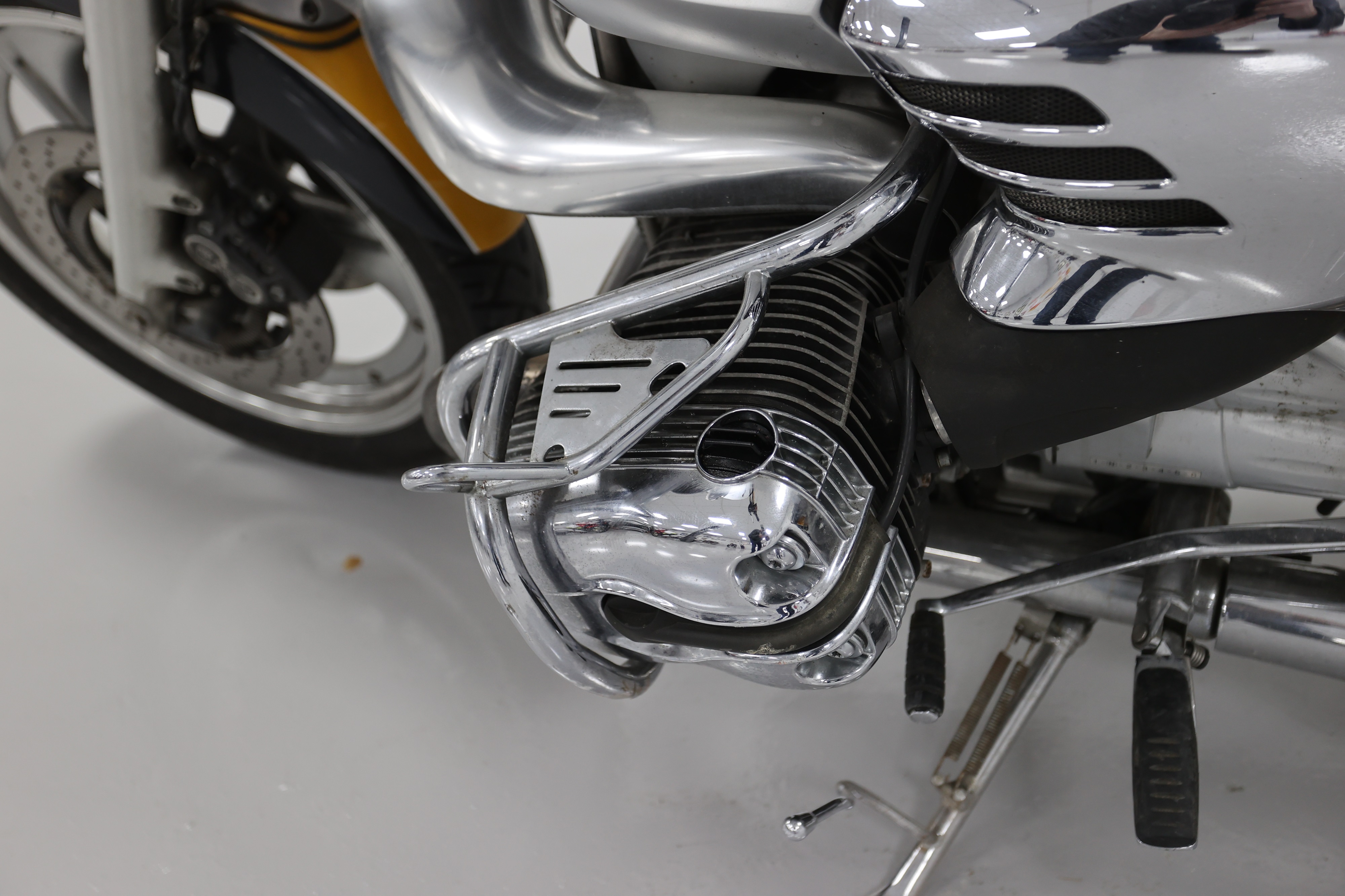 Lot 46 - 2003 BMW R1200C