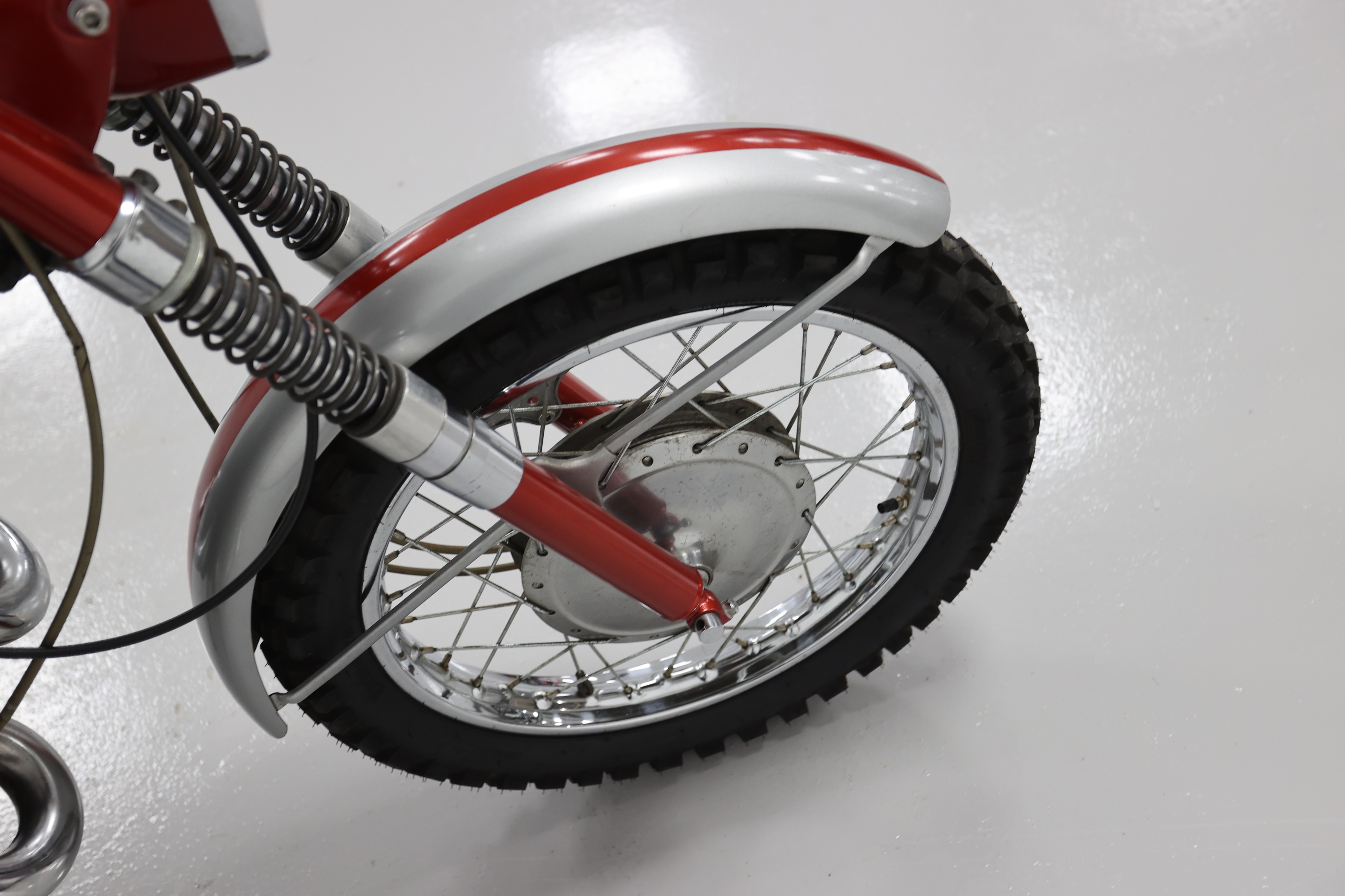 Lot 44 - 1967 Suzuki TC250 Super Six