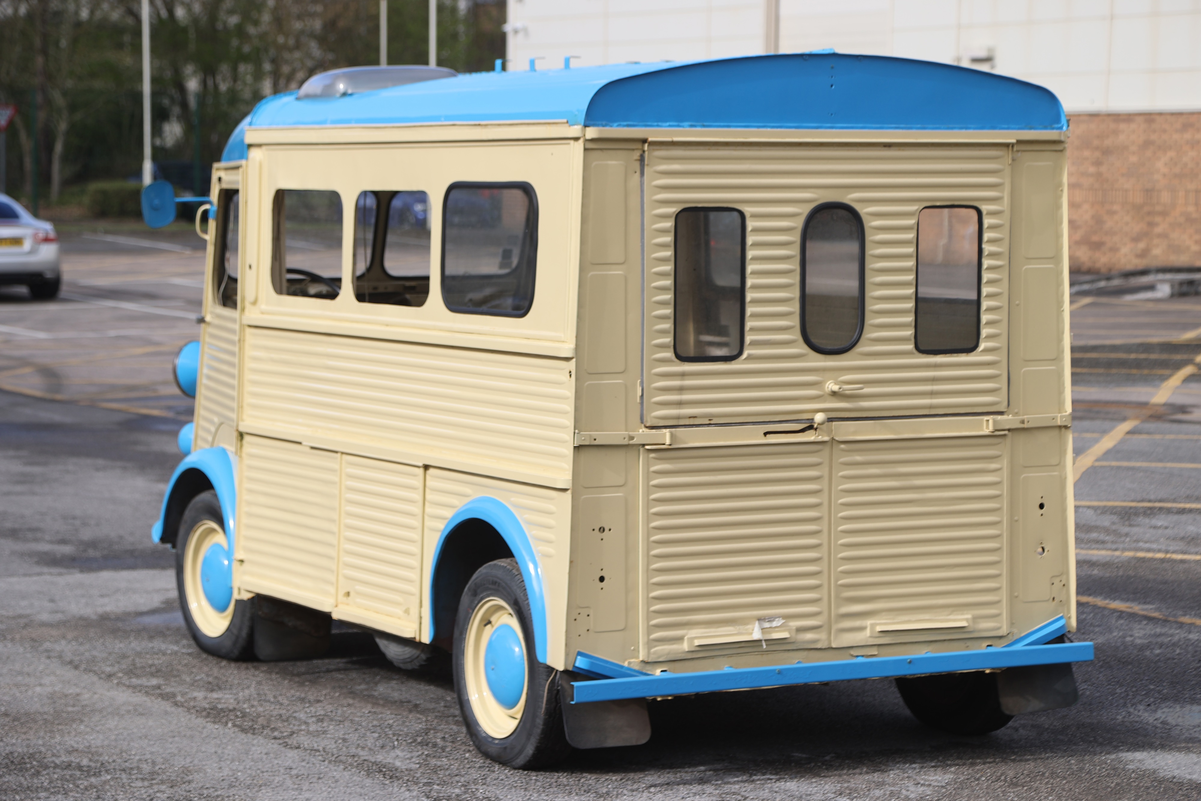 Lot 188 - 1957 Citroen HY Van