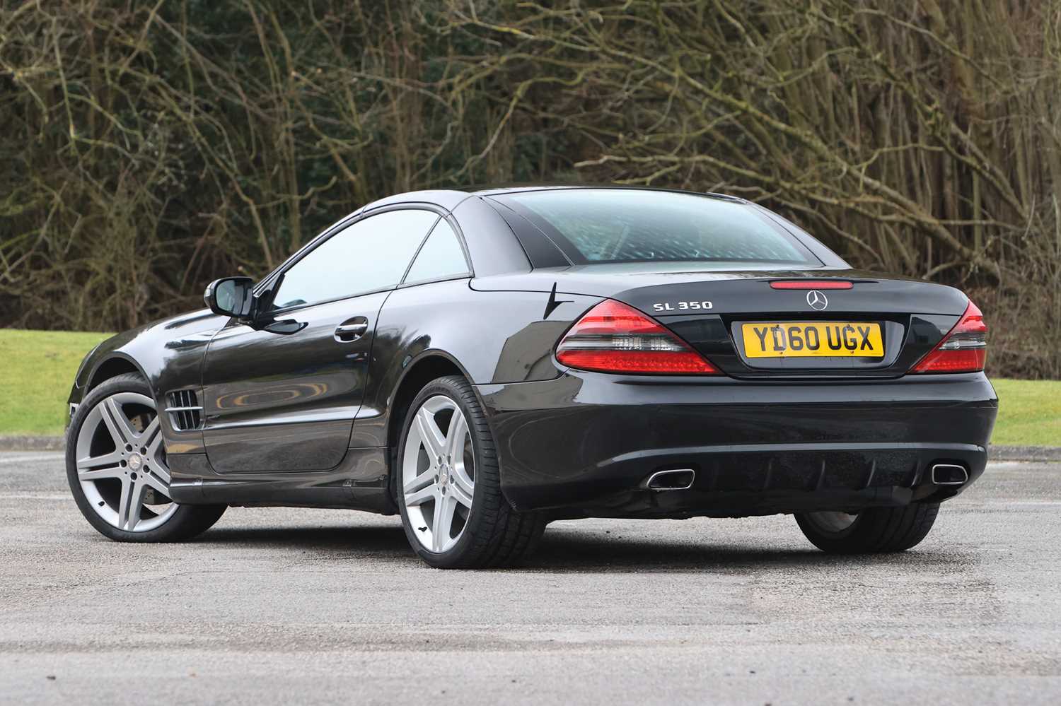 Lot 135 - 2010 Mercedes-Benz SL 350