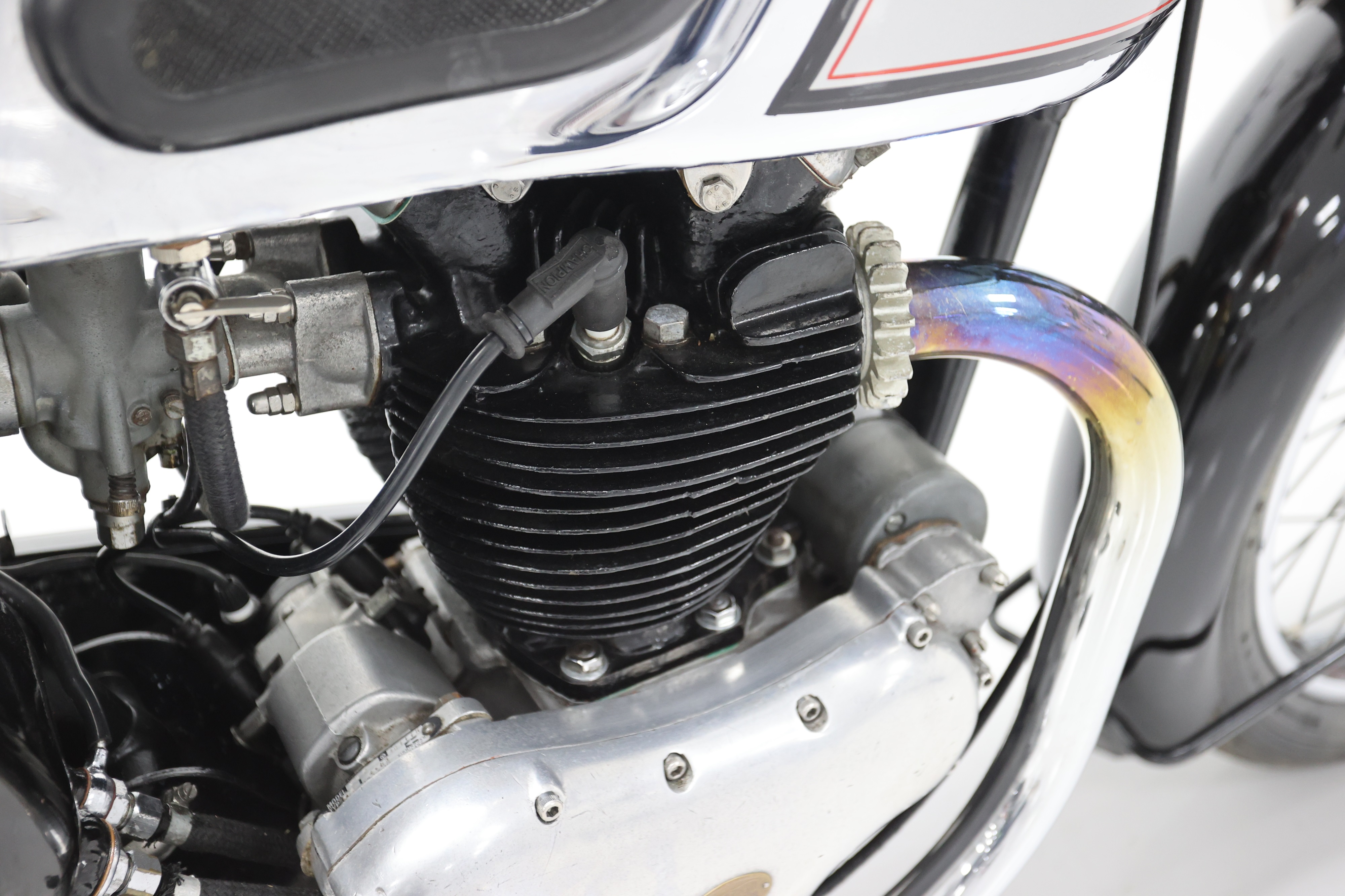 Lot 32 - 1952 Norton Model 7 Dominator