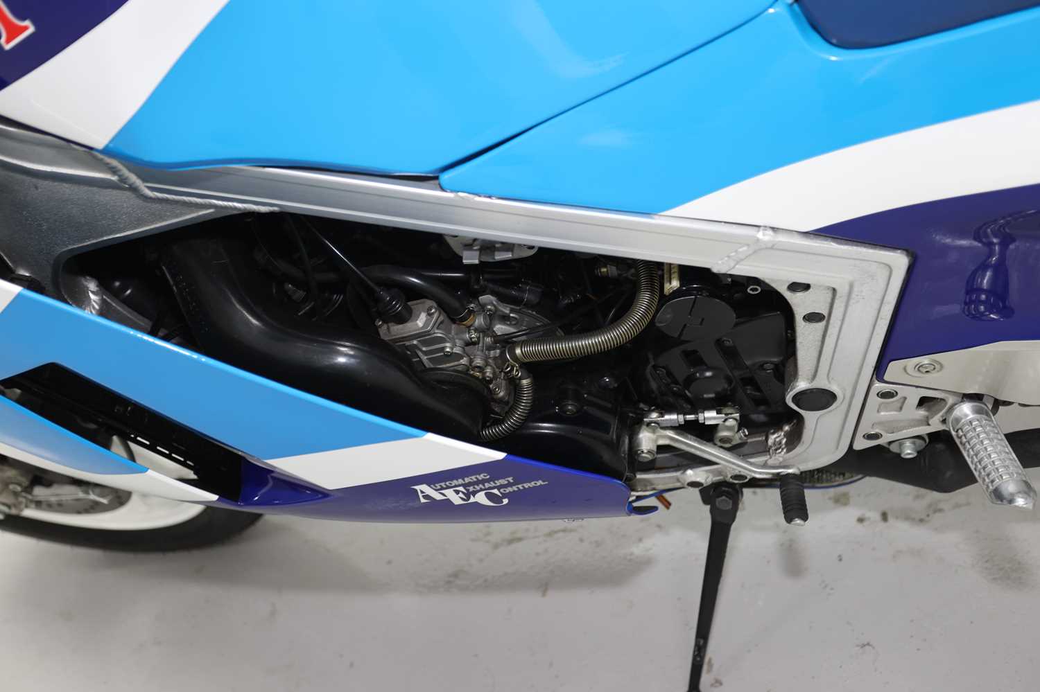 Lot 45 - 1988 Suzuki RG500 Gamma