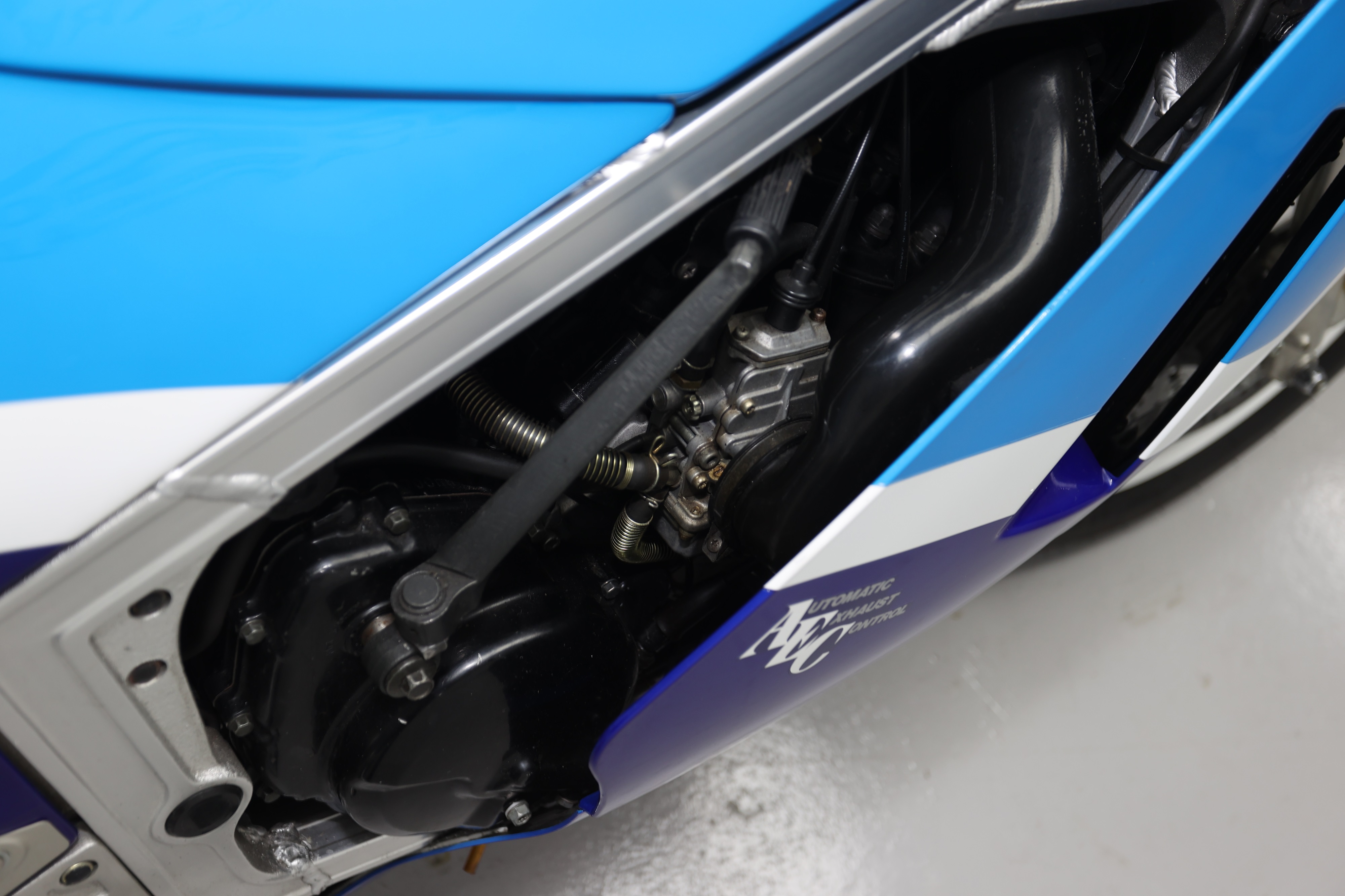 Lot 45 - 1988 Suzuki RG500 Gamma