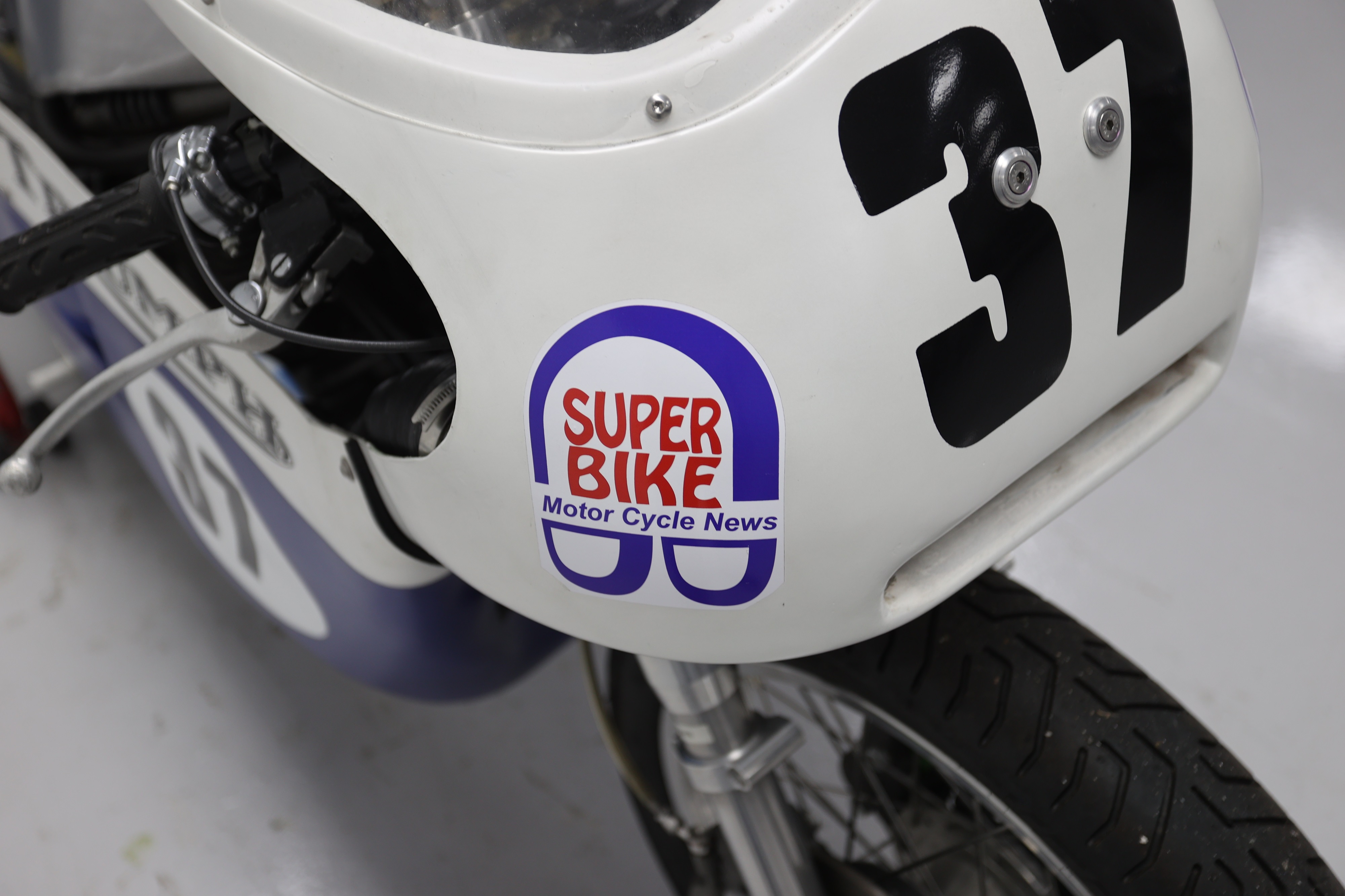 Lot 40 - 2017 Triumph Trident Rob North Replica