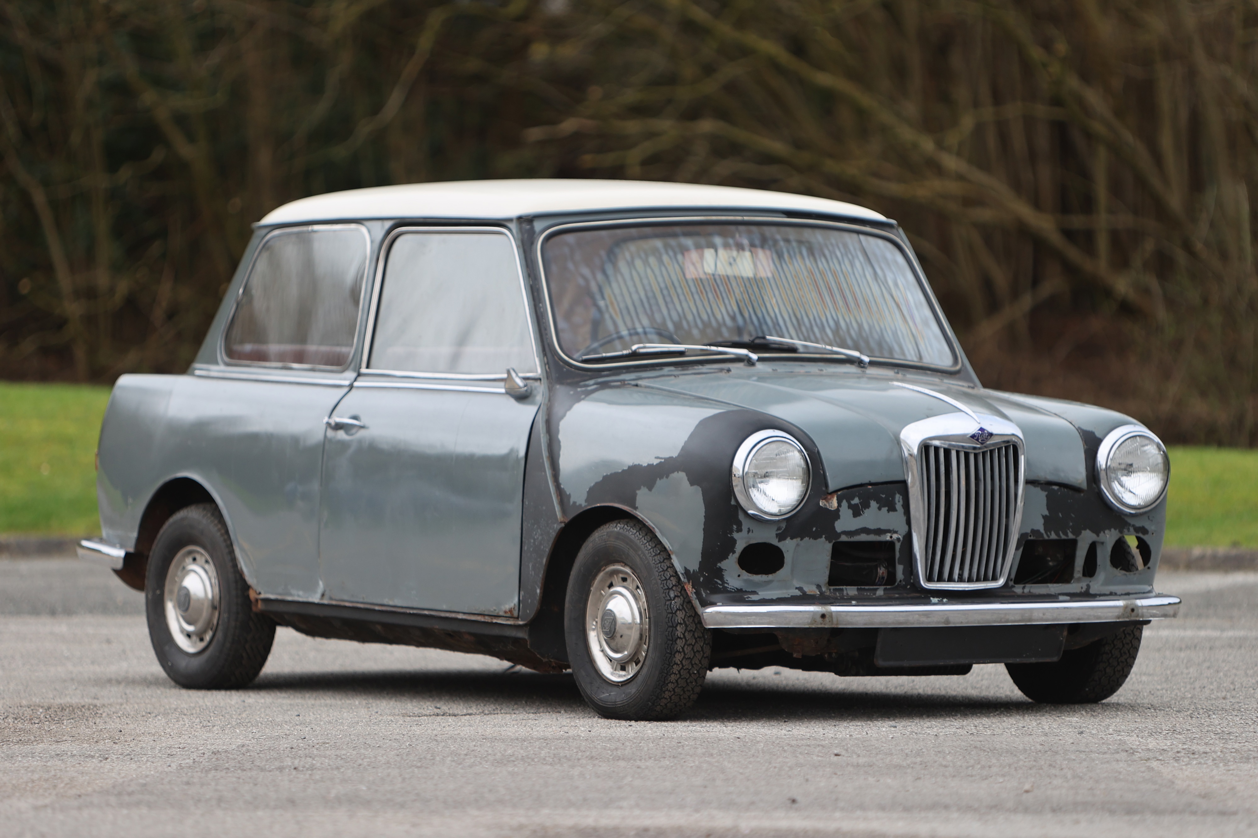 Lot 186 - 1968 Riley Elf MK III